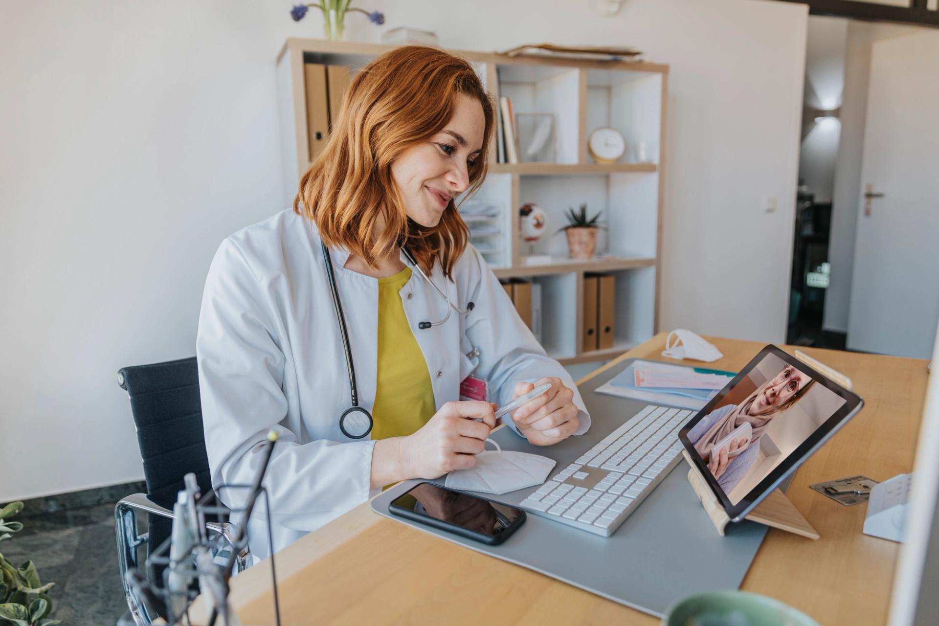 FNP vs PA: What Are The Key Differences? | United States University