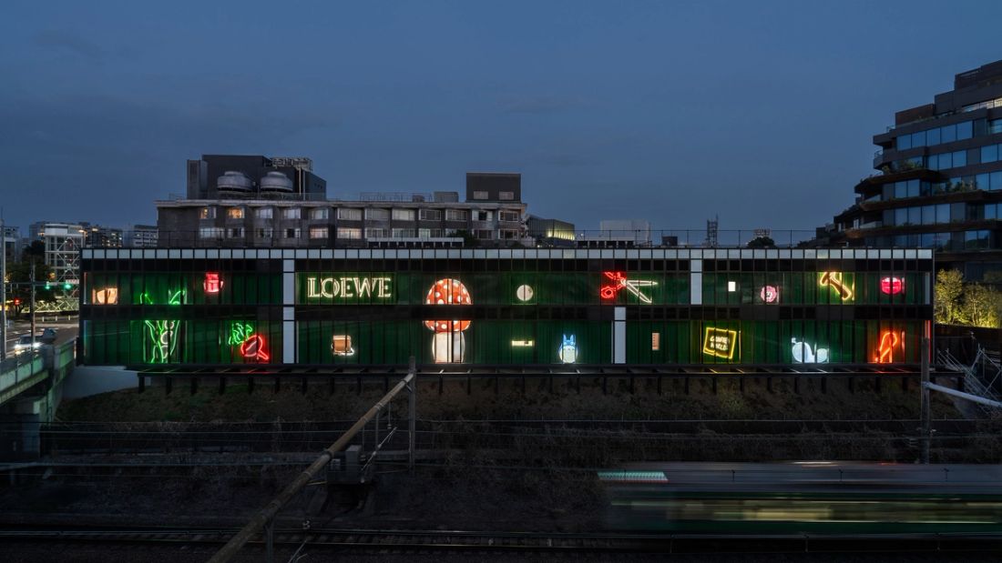 LOEWE Crafted World