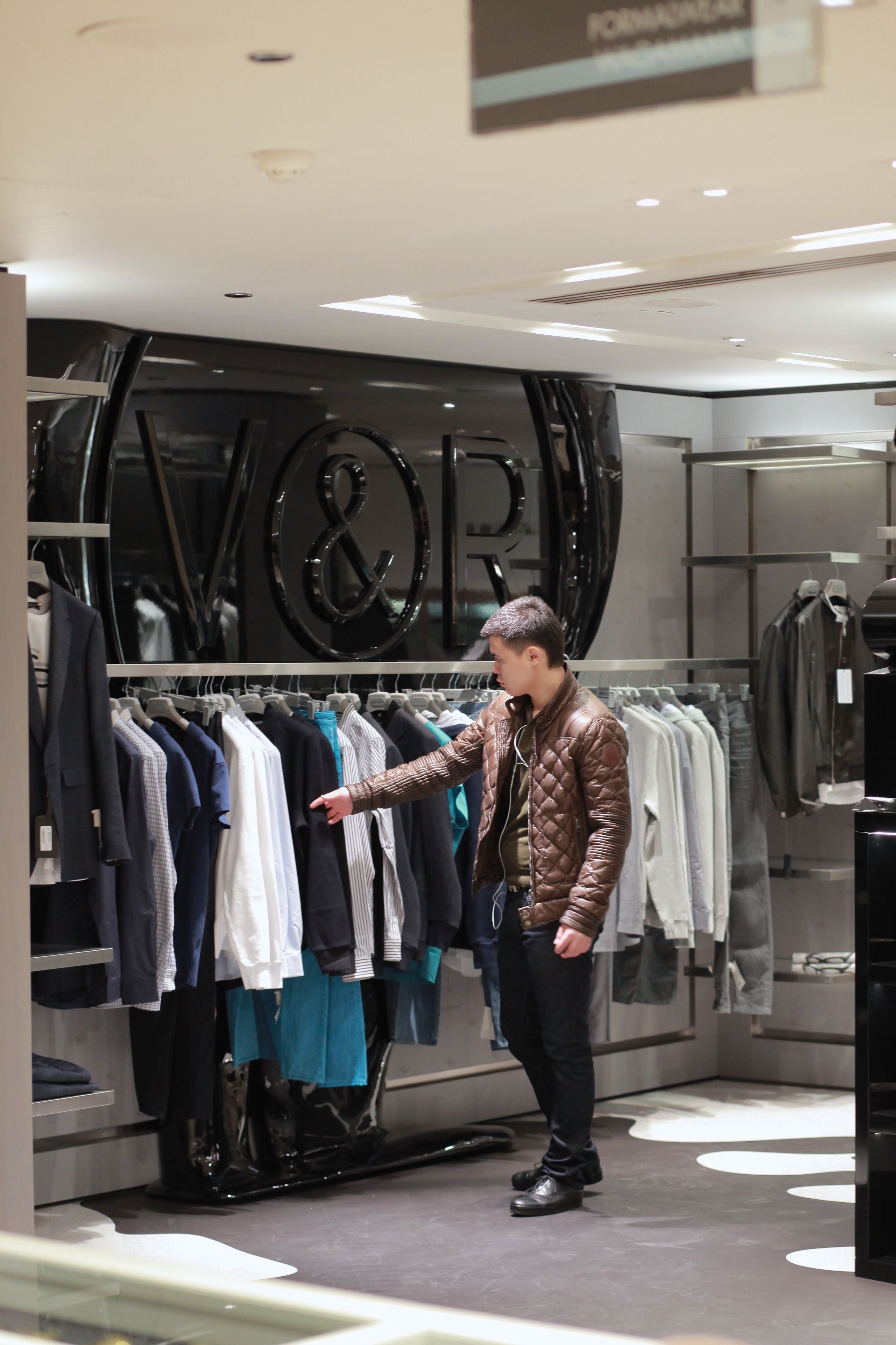 Viktor & Rolf Men's Store