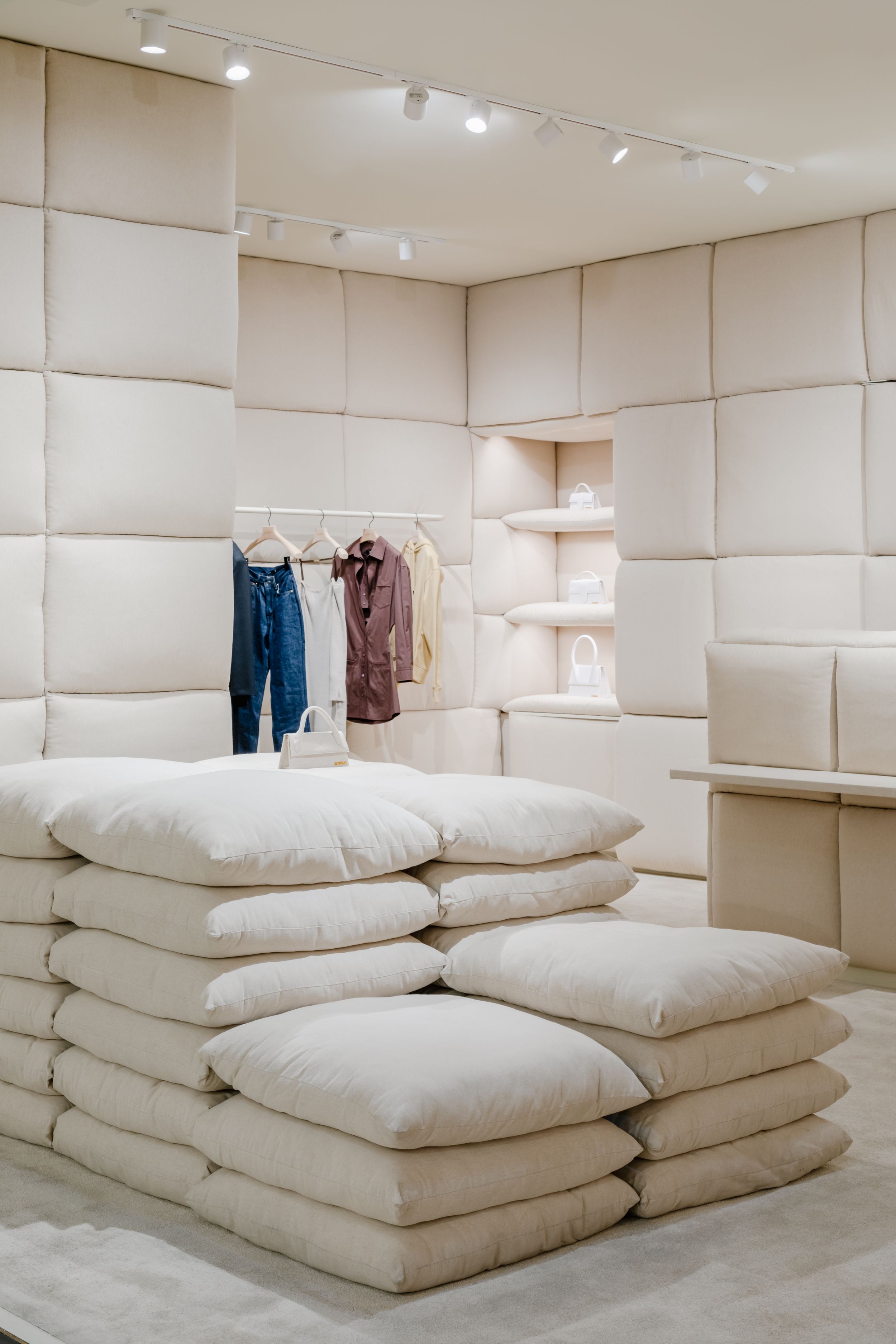 Jacquemus Shop-in-Shop