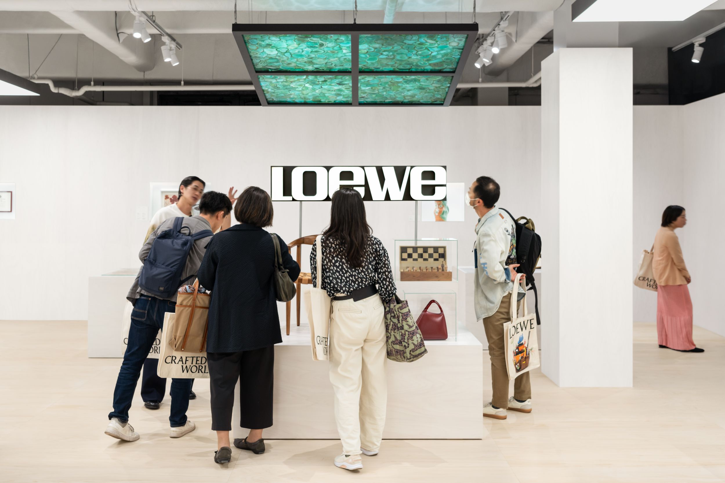 LOEWE Crafted World