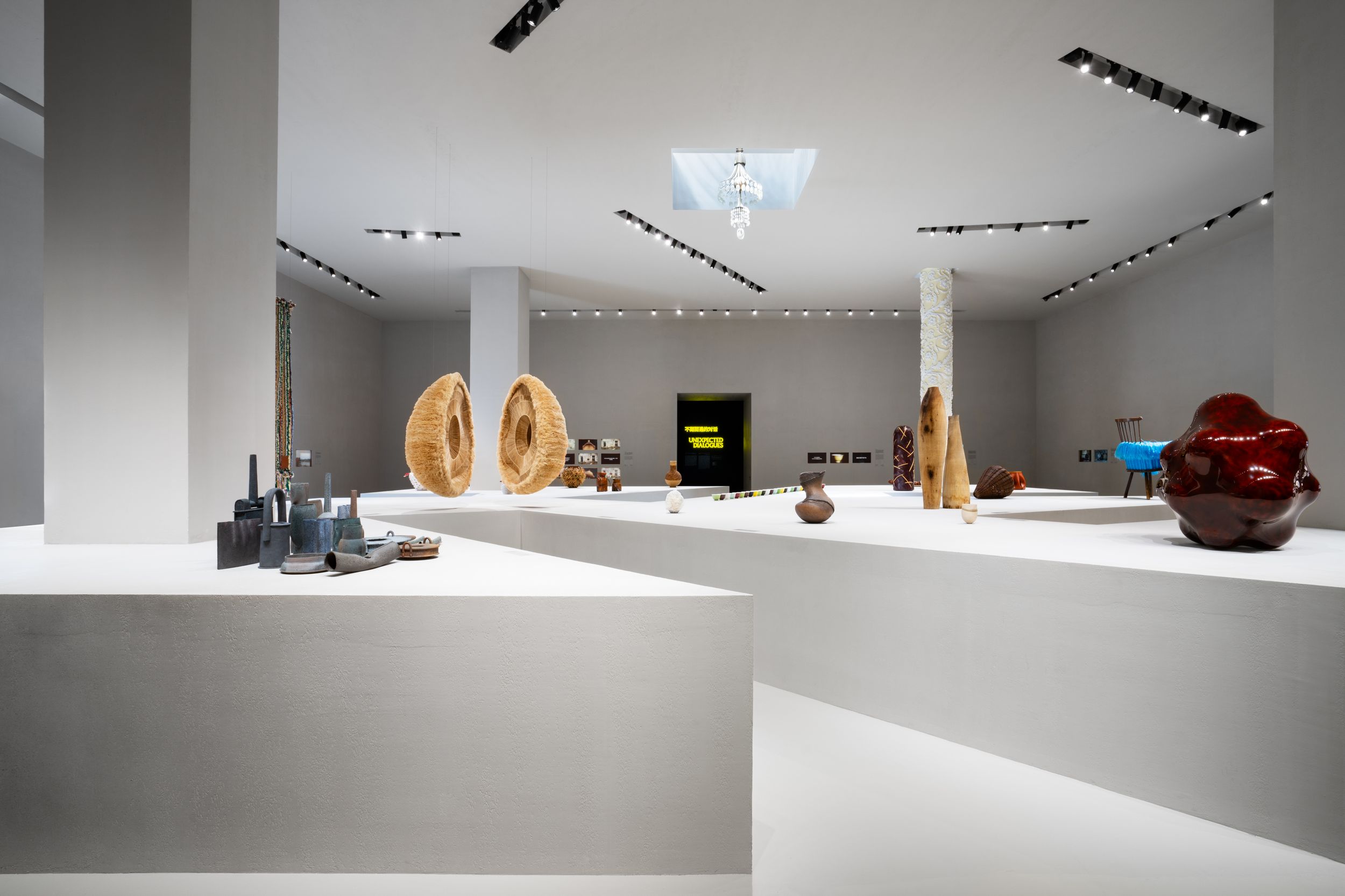 LOEWE 'Crafted World'
