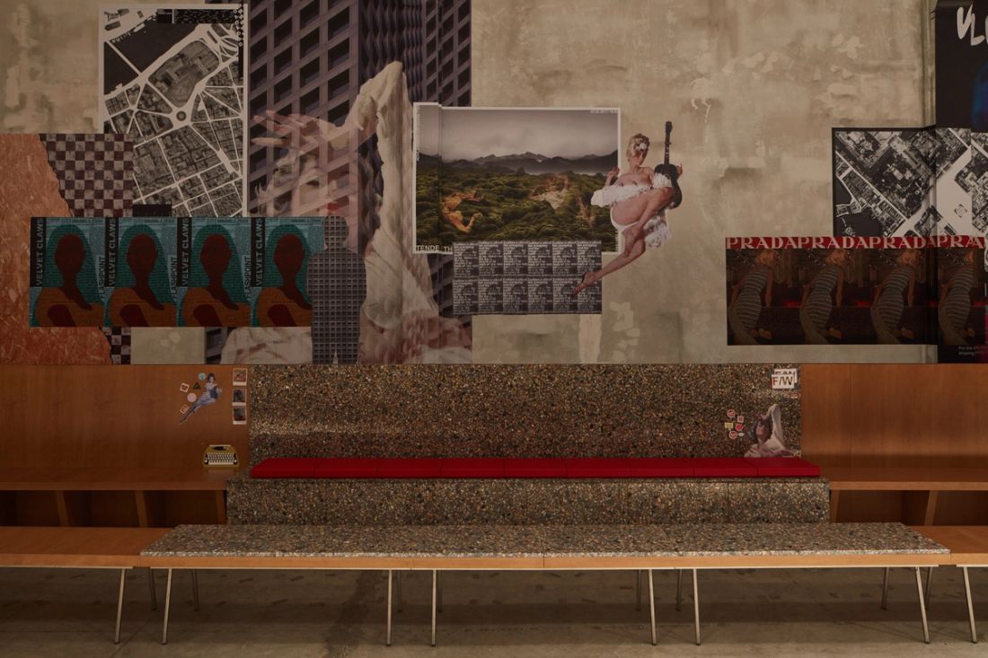 2017 FW Prada Men's and Women's Show - Continuous Interior