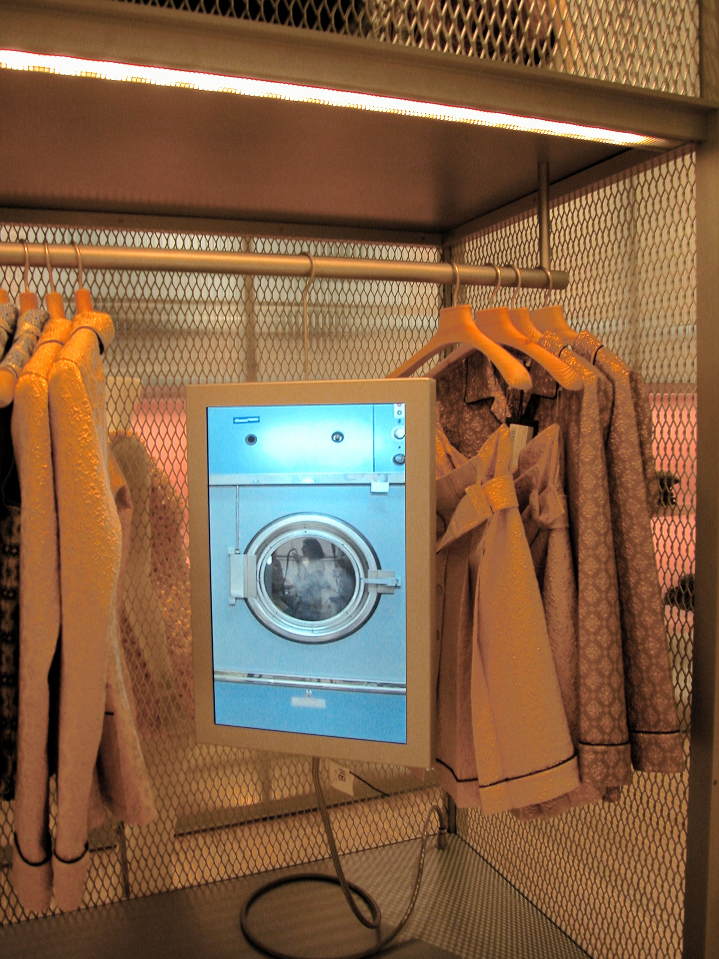 Prada in Store Technology
