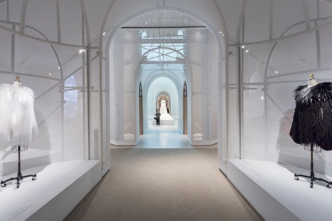 Manus x Machina: Fashion in an Age of Technology