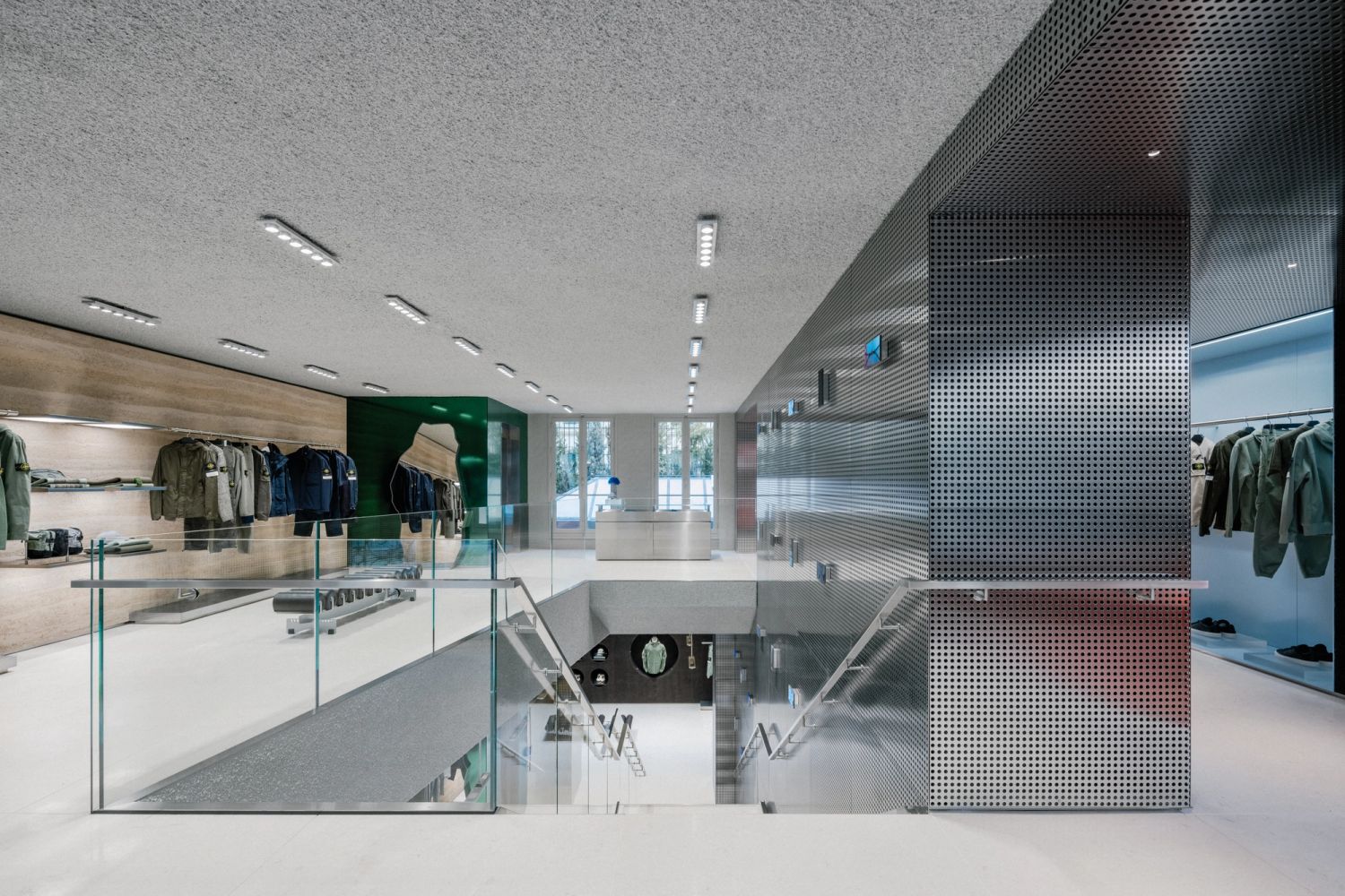 Stone Island Global Stores