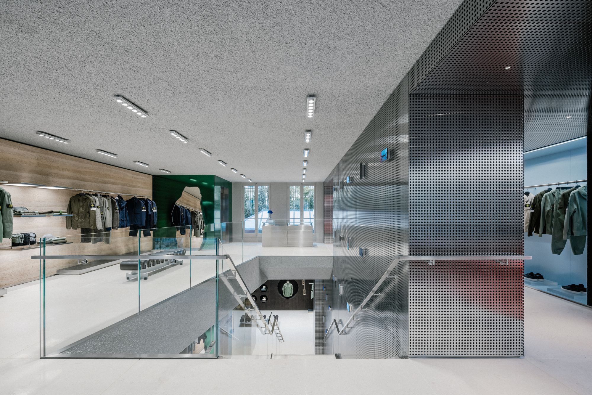 Stone Island Global Stores