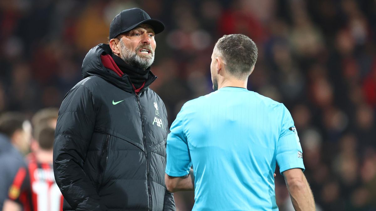 Premier League managers unconvinced by 'blue card' sin bin proposal ...