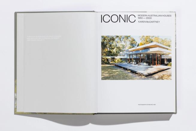 Iconic | Evi-O.Studio