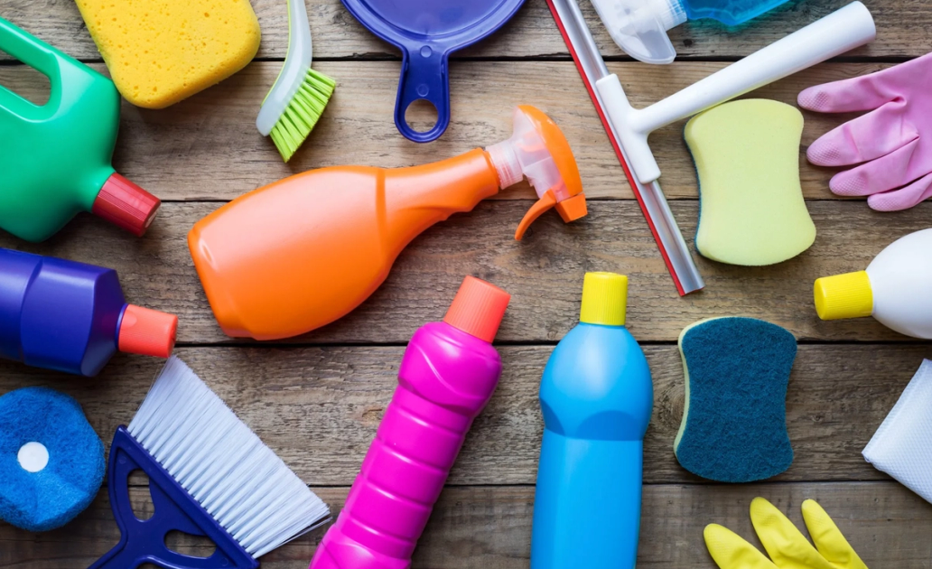 Sam for Change - Let's STOP the production of virgin plastic and START using what we already have.