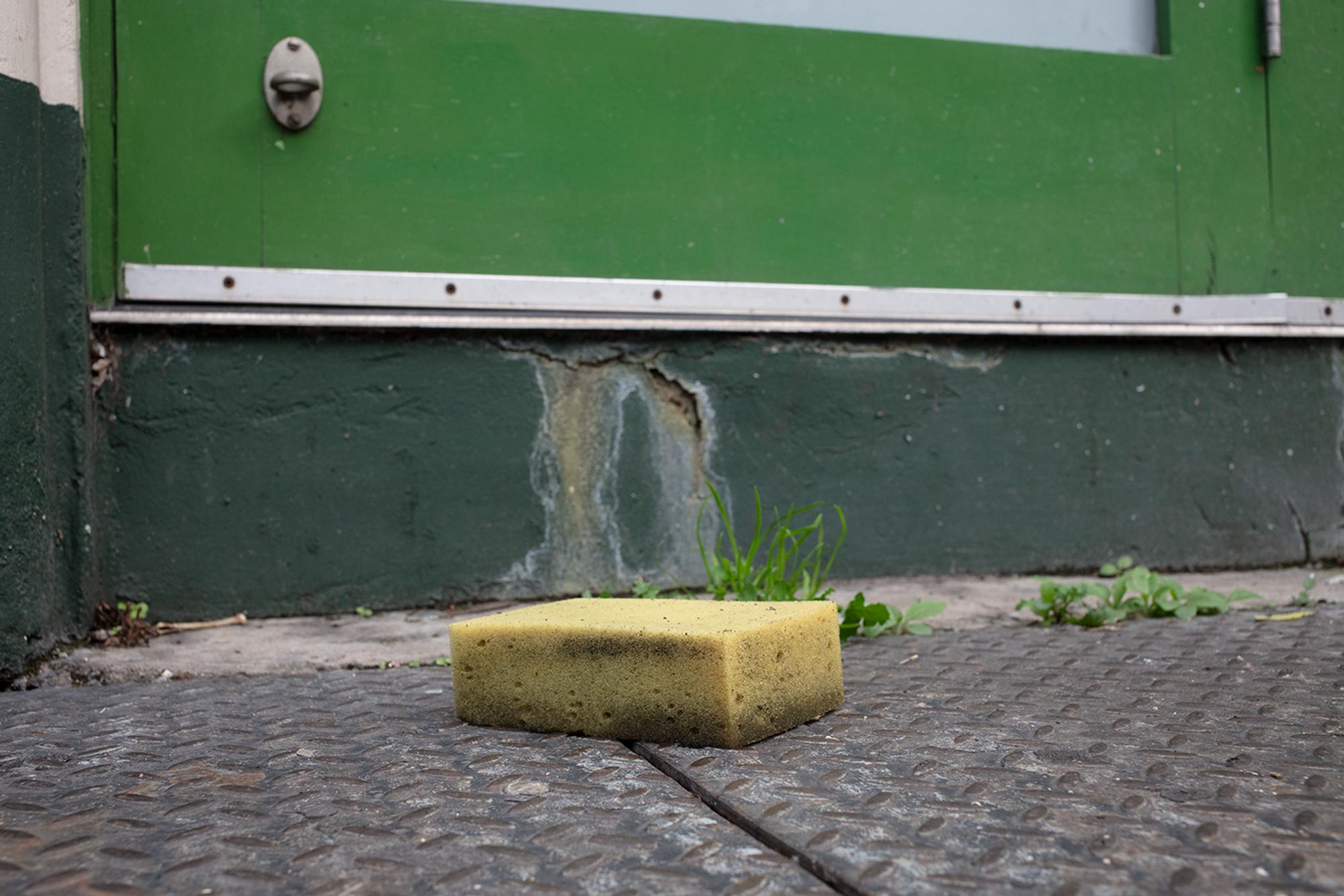 Reframing Detritus: Franck Allais' Photography of Everyday Objects ...