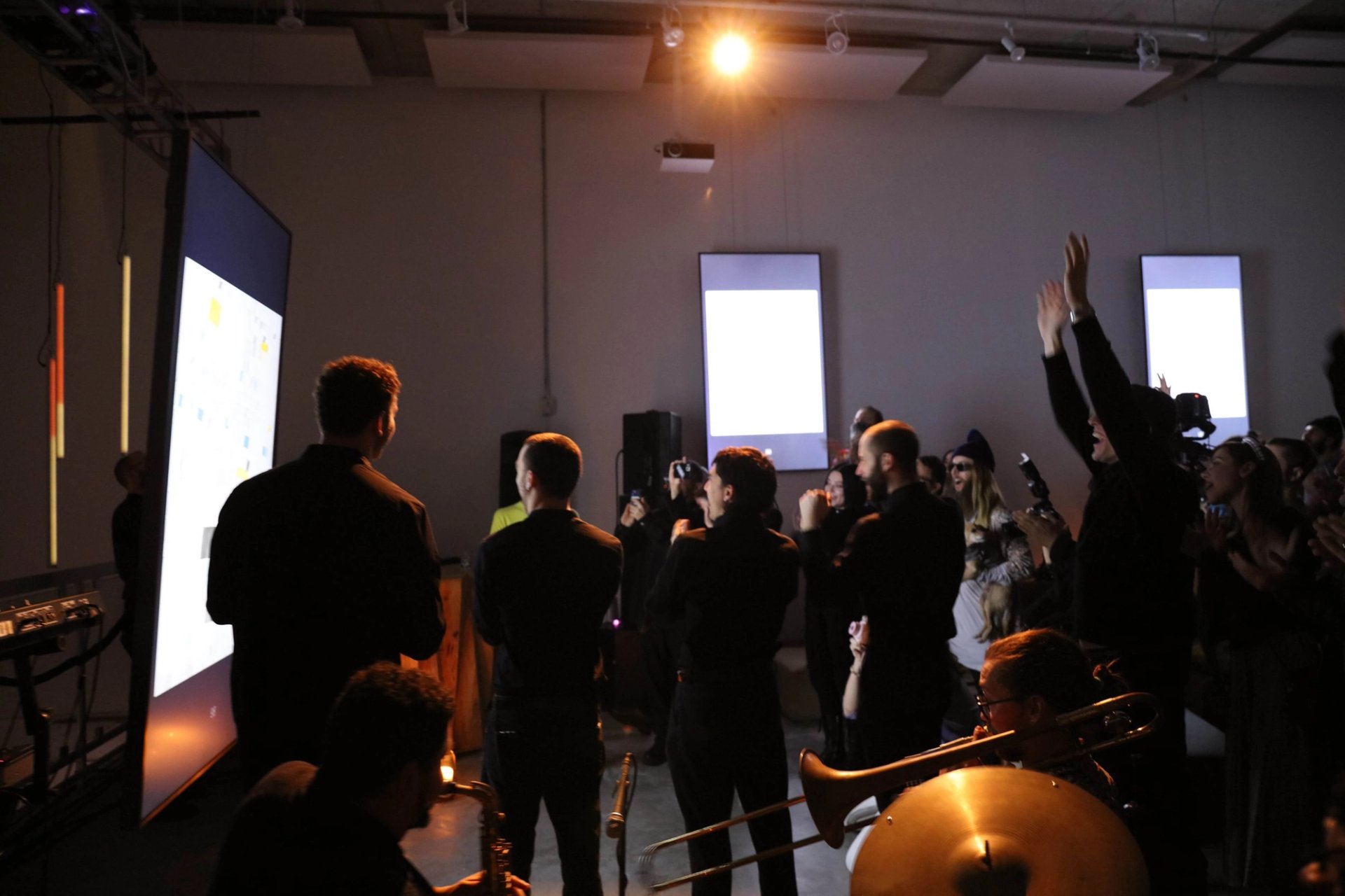 Incomplete Control | Tyler Hobbs