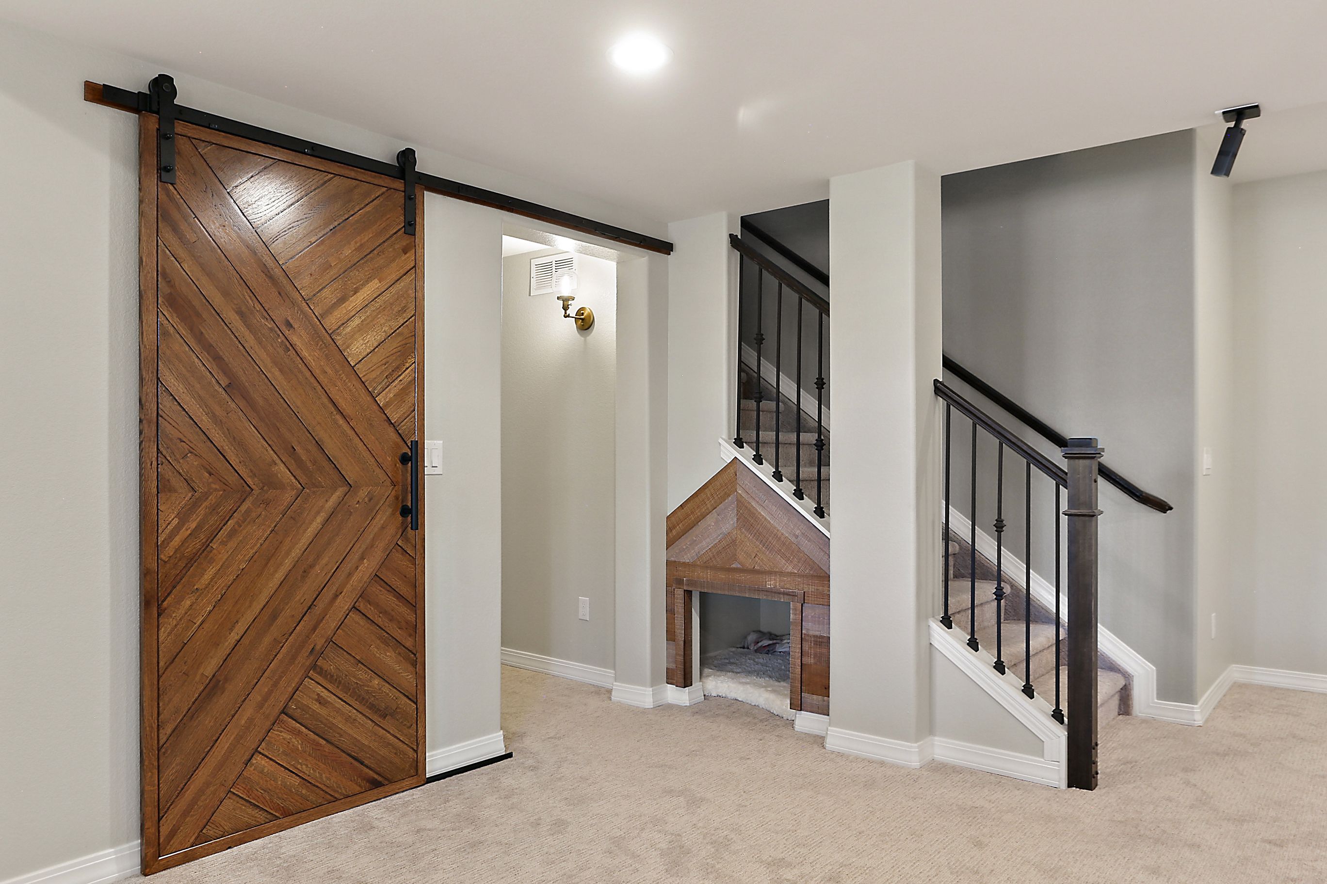 Custom Interior Barn Doors | Cabinets Matttroy