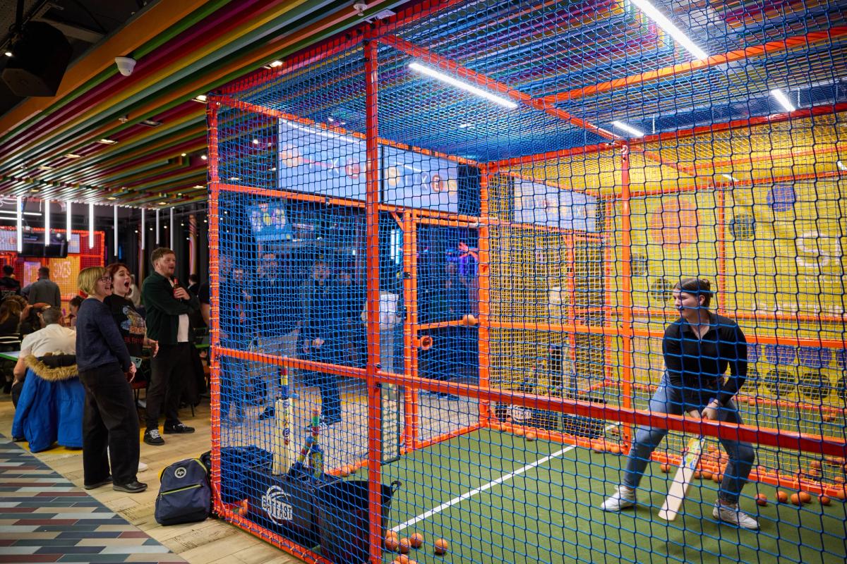 Sixes Social Oxford | Cricket Nets, Simulators & Ultimate Activity Bar ...