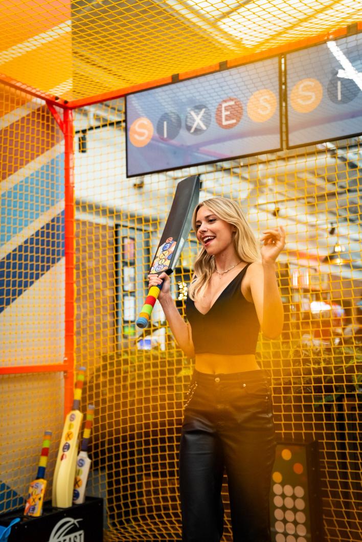 Book Now | Sixes Social Cricket
