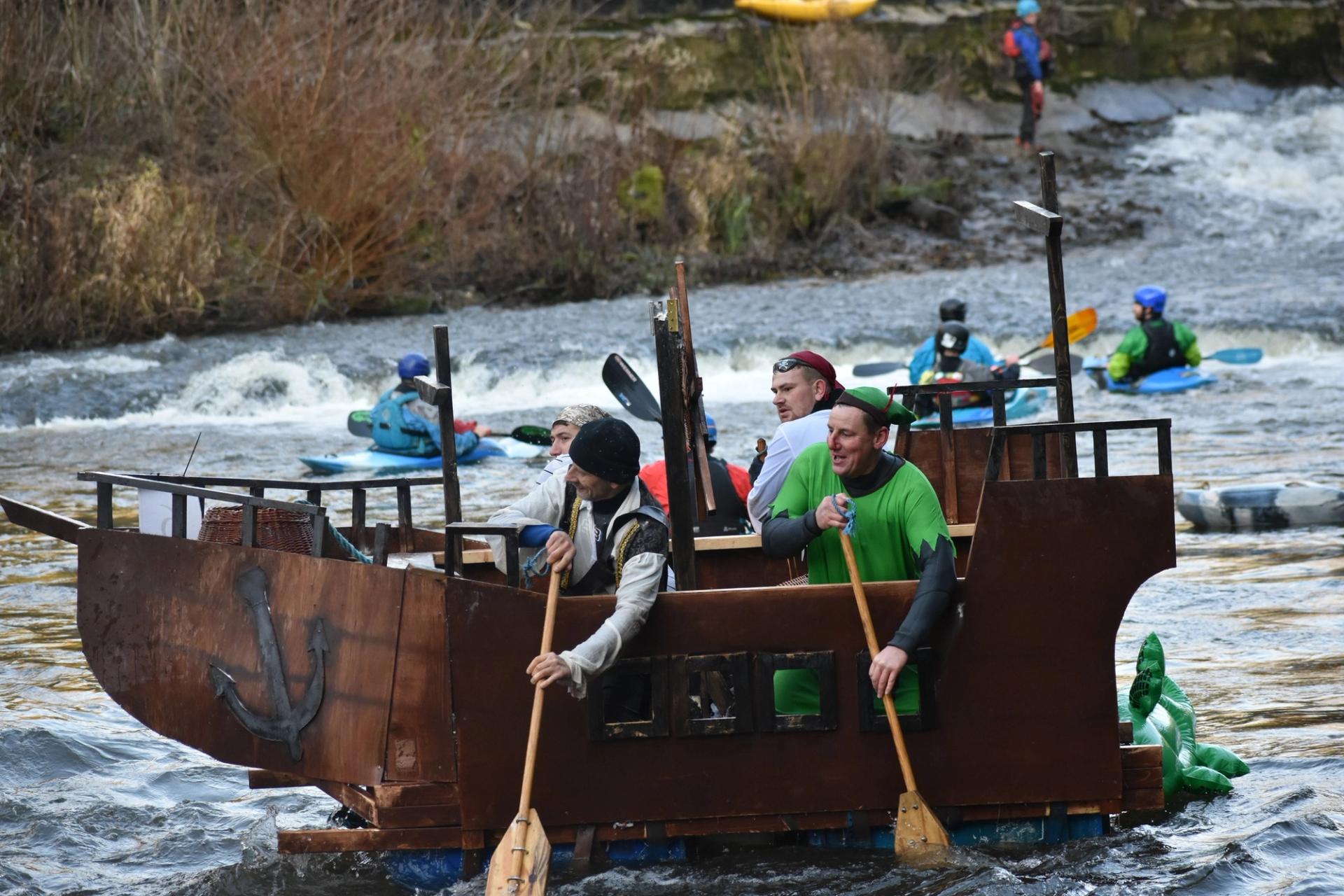 Gallery - Matlock Raft Event