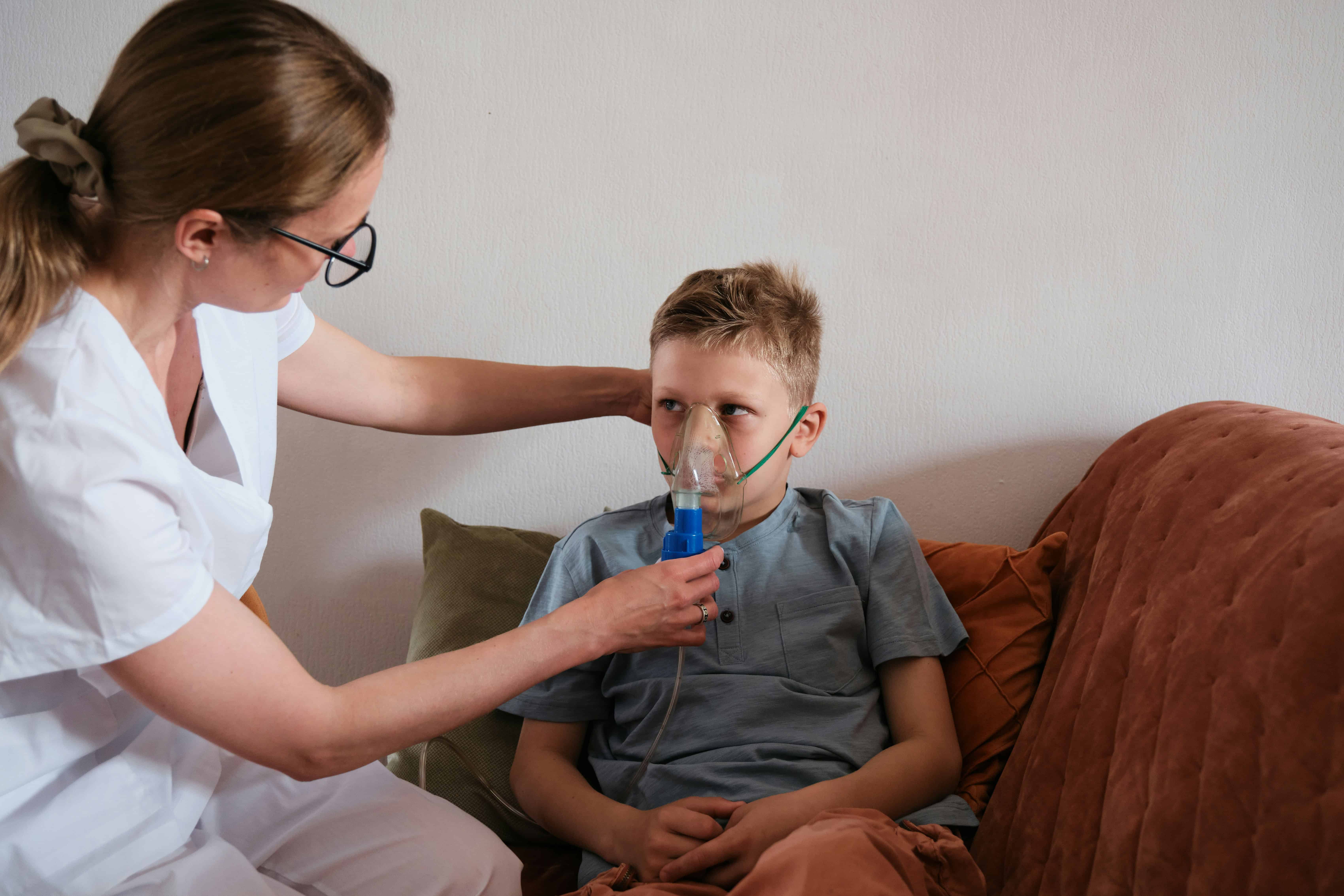 Respiratory Therapist - Career Guide | Edmates