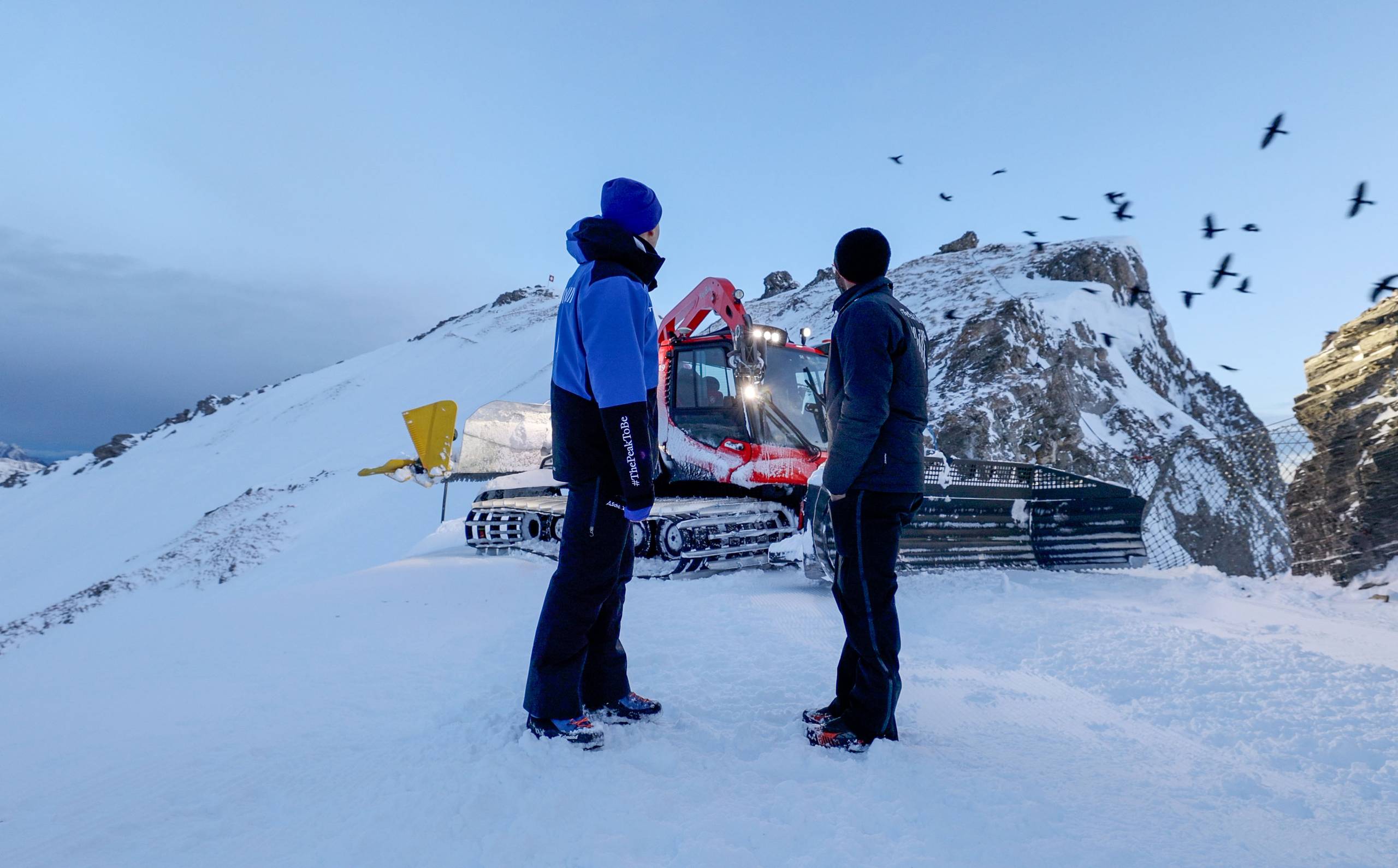 A Day as a Snowcat Driver at Titlis | Titlis Cableways