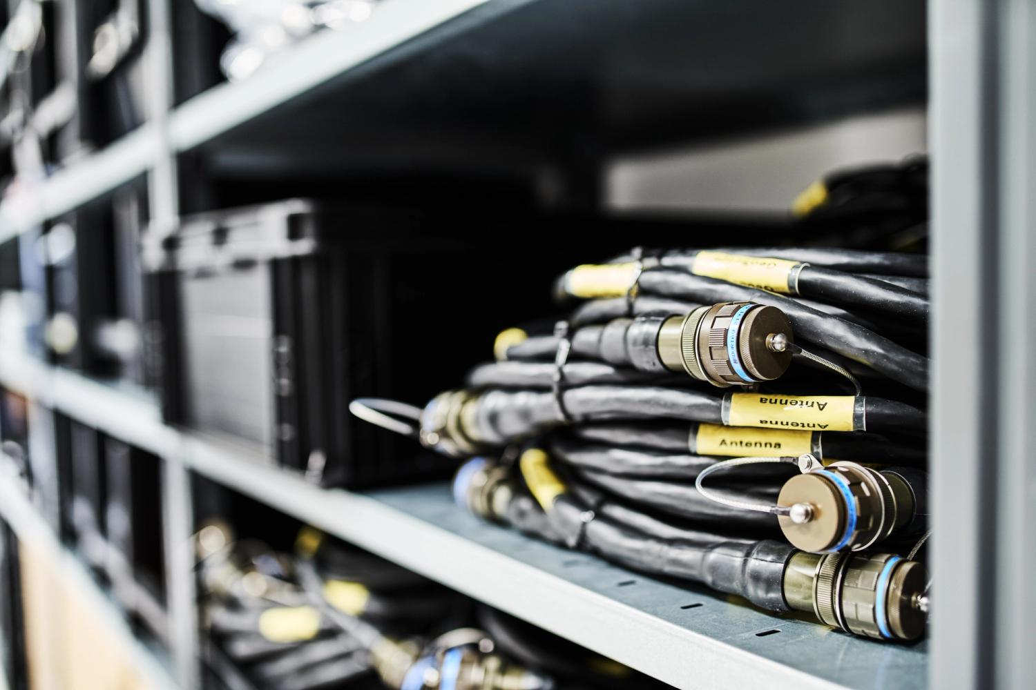 3D multi-channel step-frequency array systems