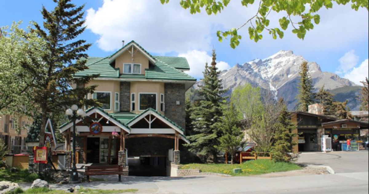 Samesun Backpackers Banff | Banff & Lake Louise Tourism