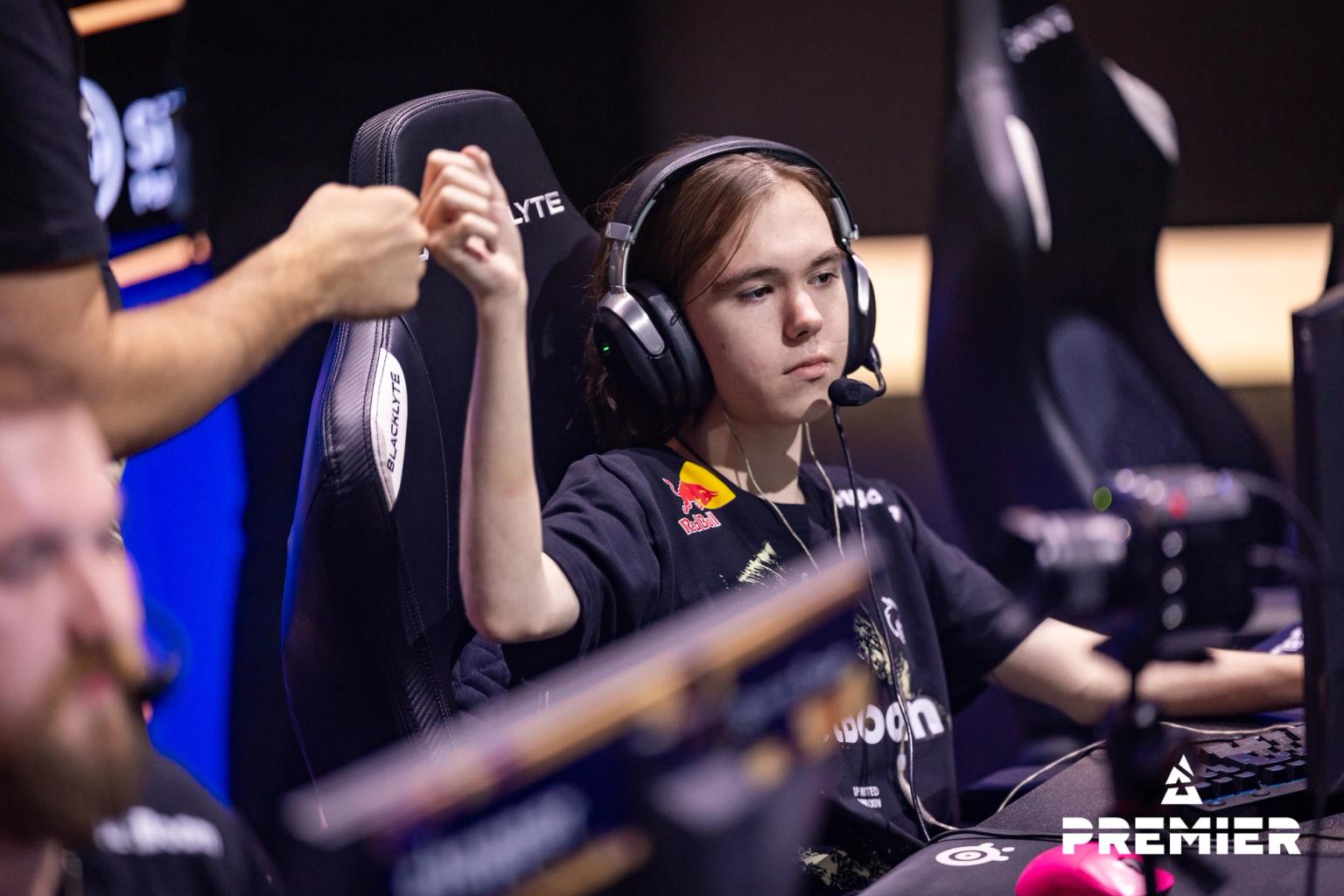 Play like the pros: The crosshairs of World Final