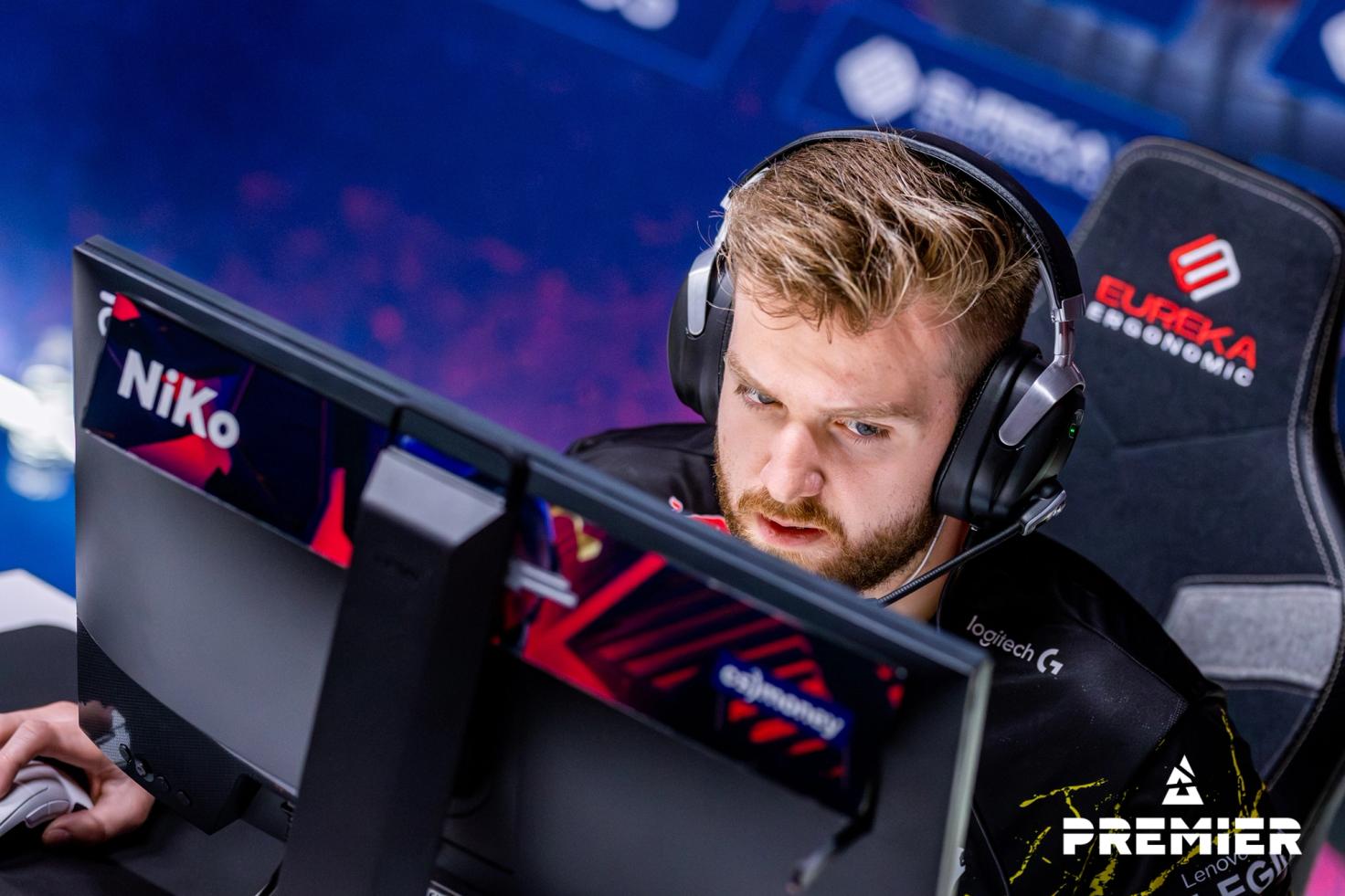 CS2 pro crosshair codes: donk, NiKo, ropz, and more