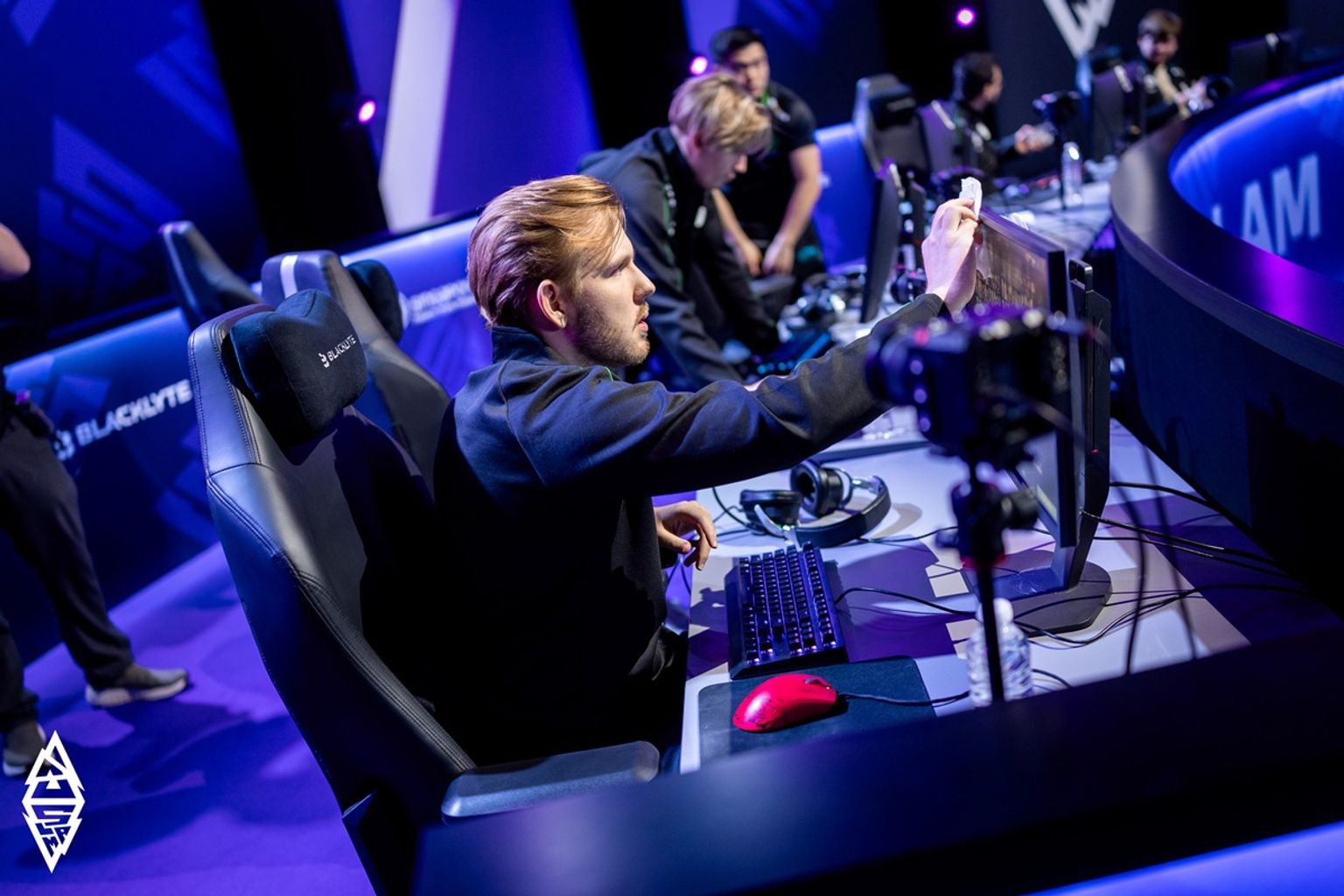 The Battle Begins! Teams lock horns for supremacy at BLAST Slam II