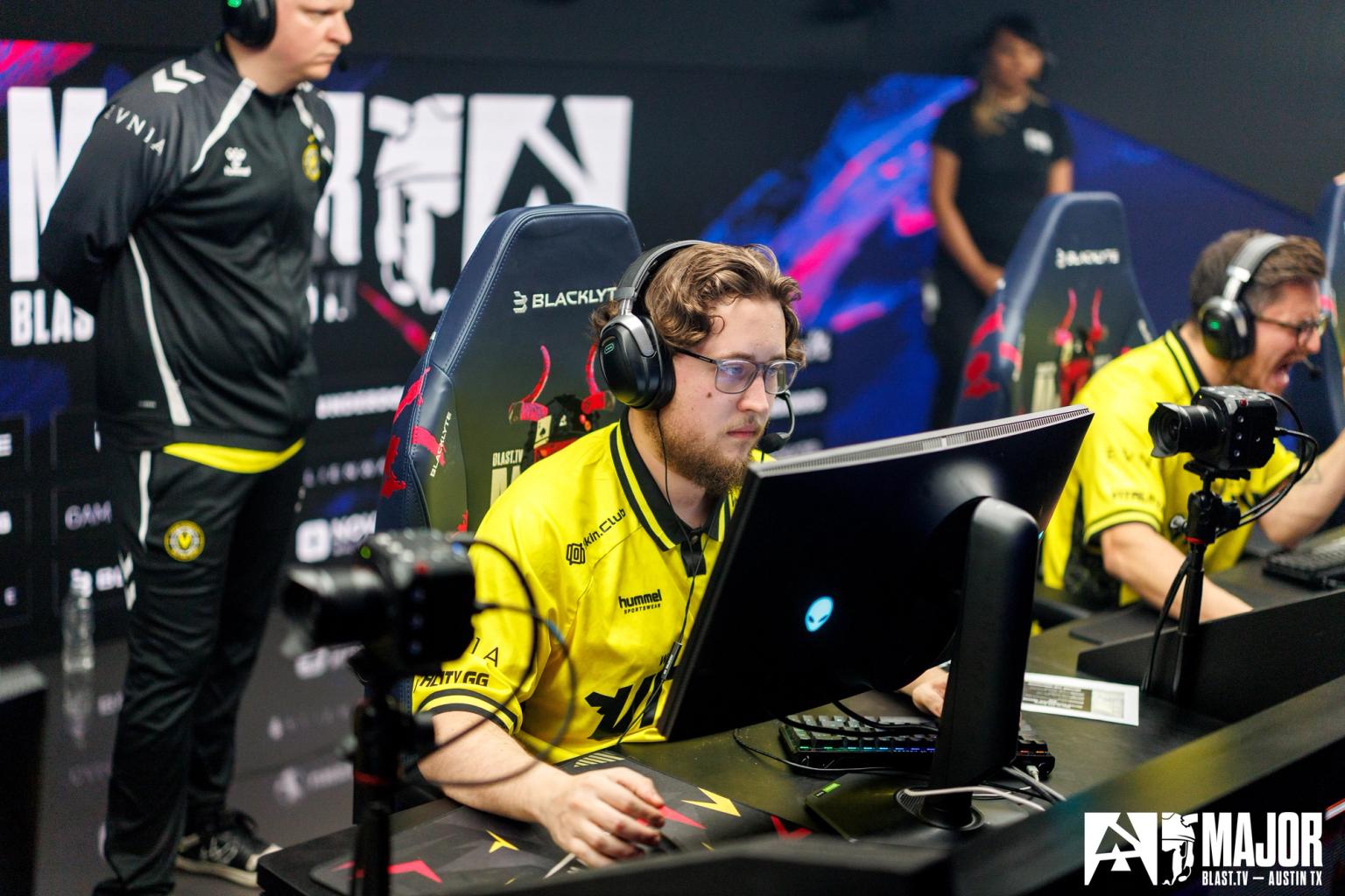 EYEBALLERS look to take down Vitality in the round of 16 draft: BLAST ...