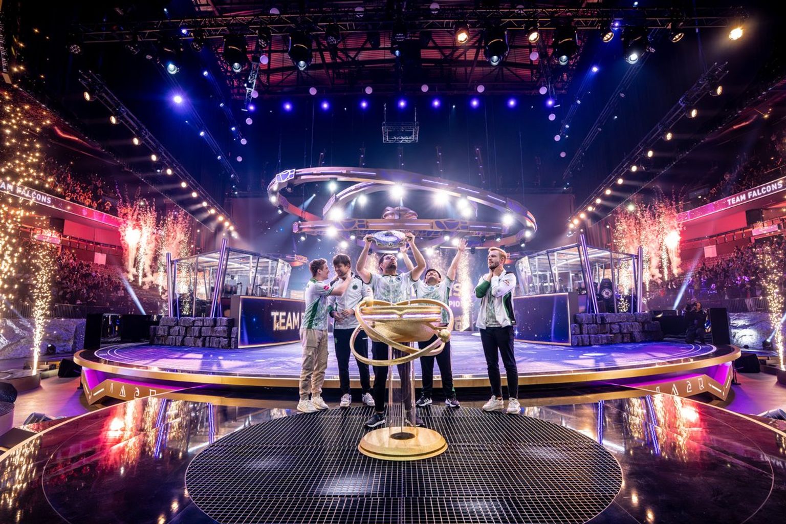 Flying to Singapore: The stage is set as six teams head to BLAST Slam ...