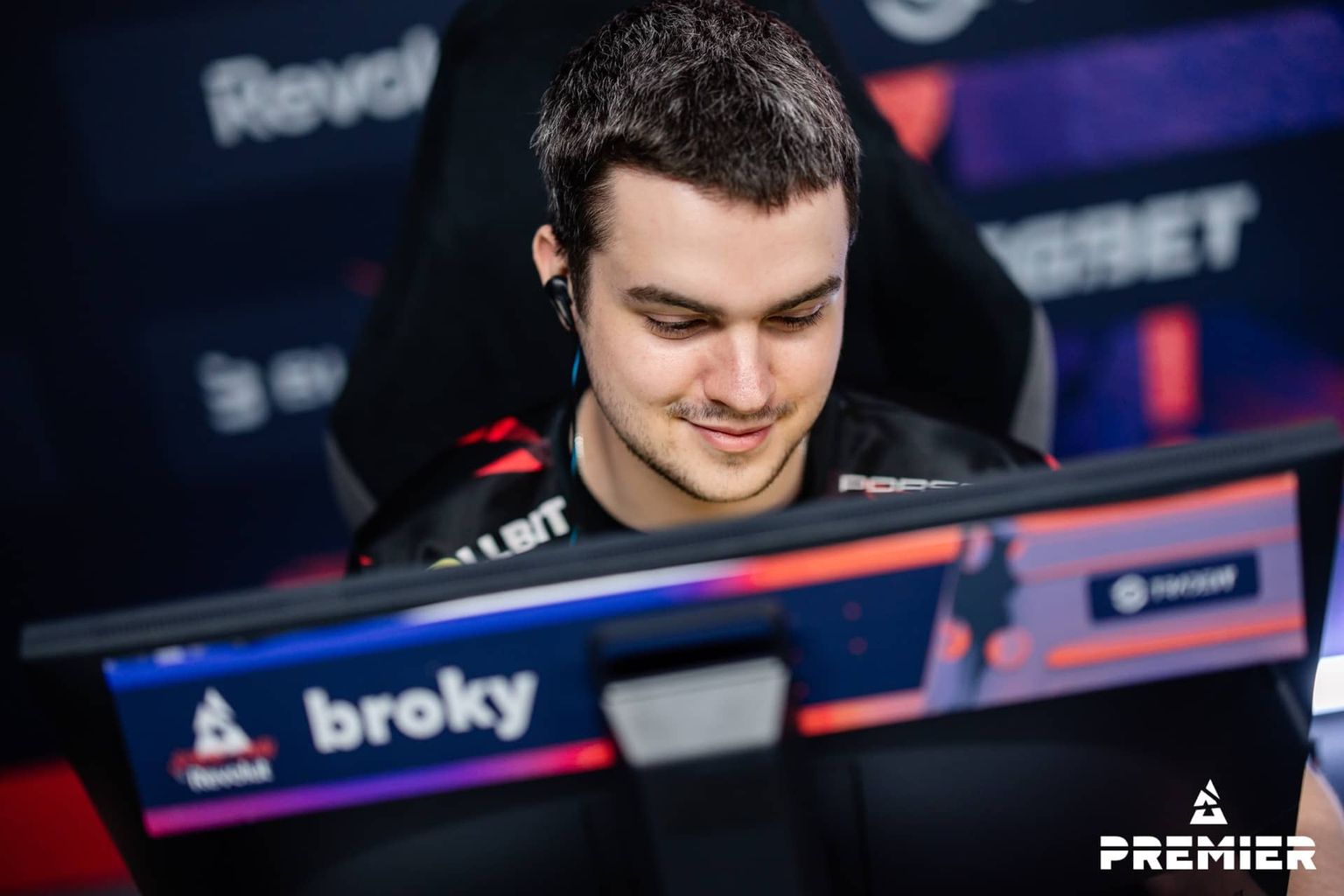 FaZe clinch close game to prevent winning debut for Cloud9