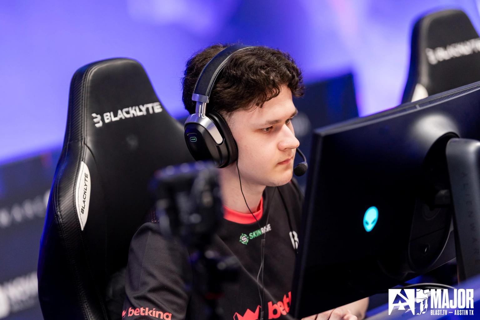 B8 go 3-0 with 2-1 win over Wildcard