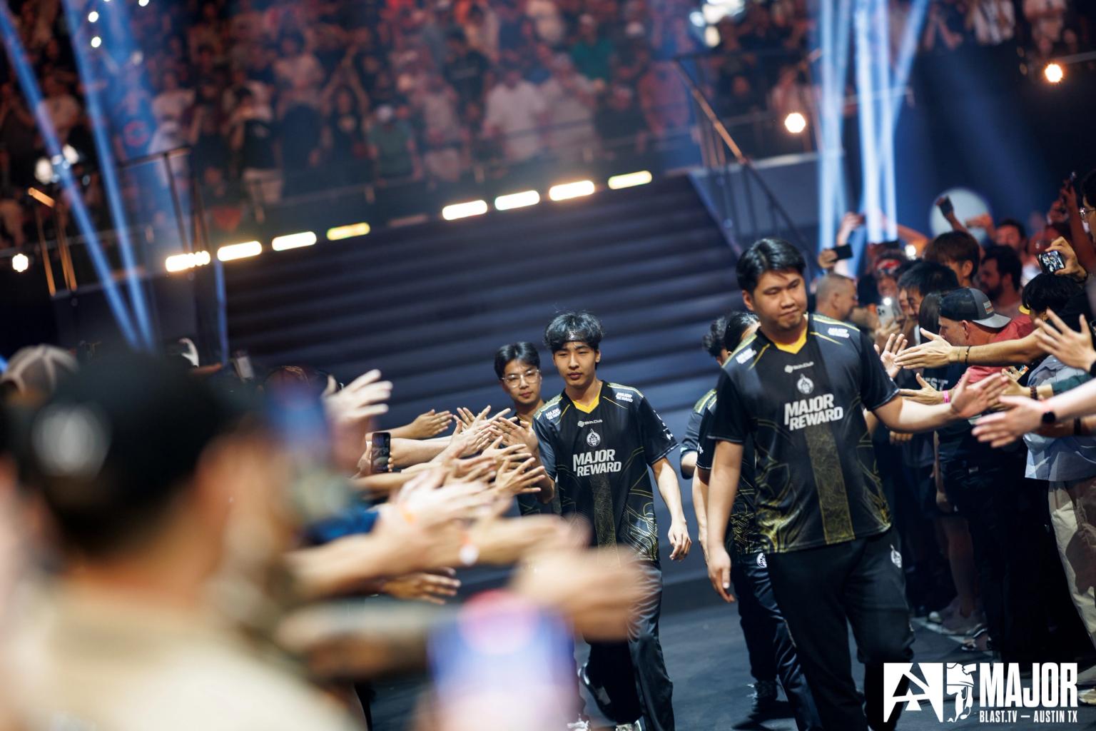 The MongolZ smash paiN to advance to the Major final