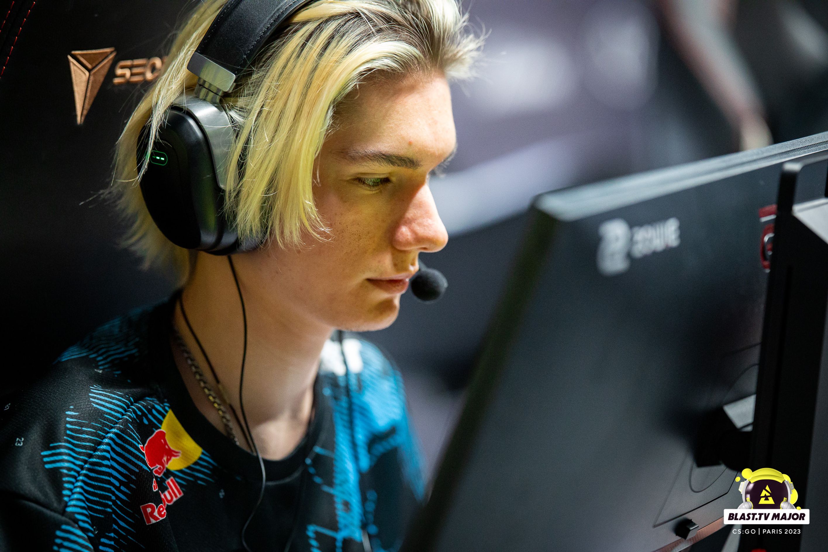 w0nderful: "s1mple and I are two different players and personalities"