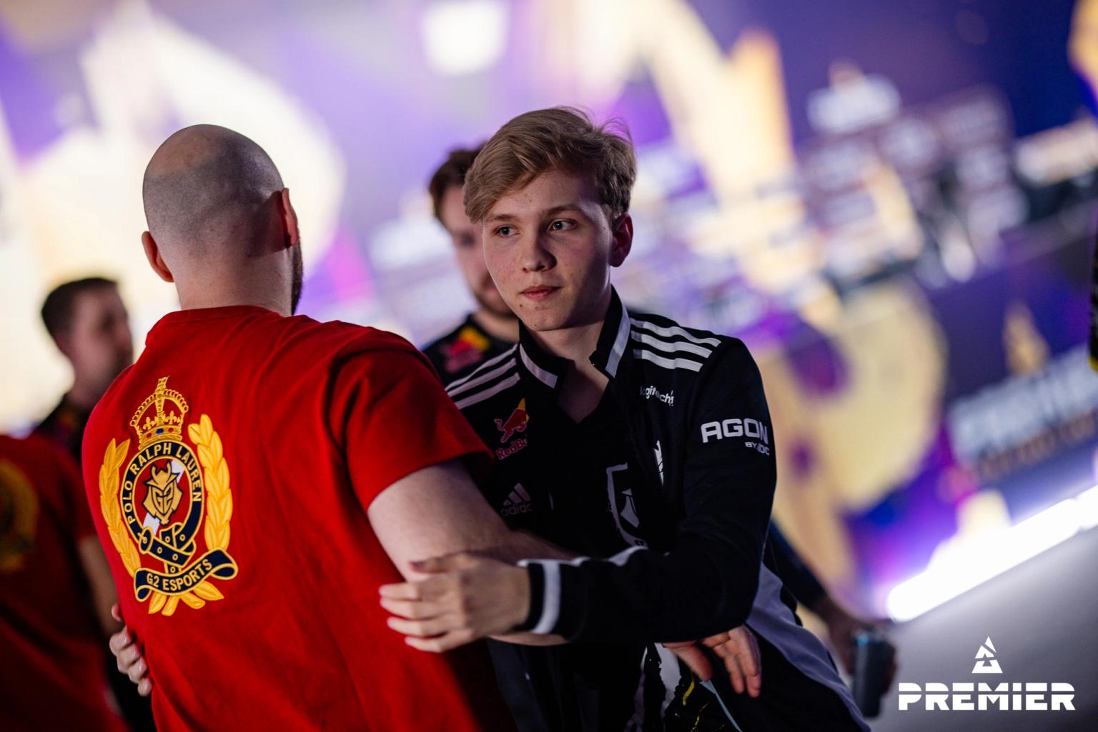 CS2 pro crosshair codes: donk, NiKo, ropz, and more