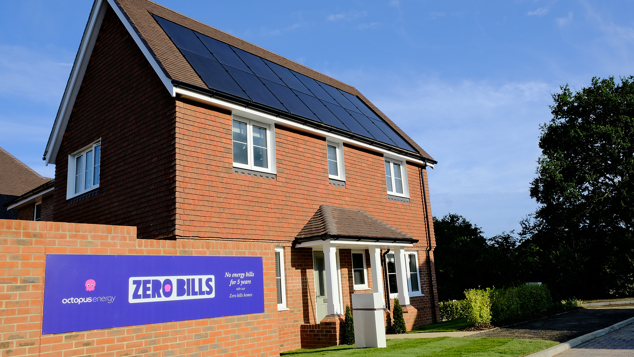 Zero Bills Homes: Live with No Energy Bills