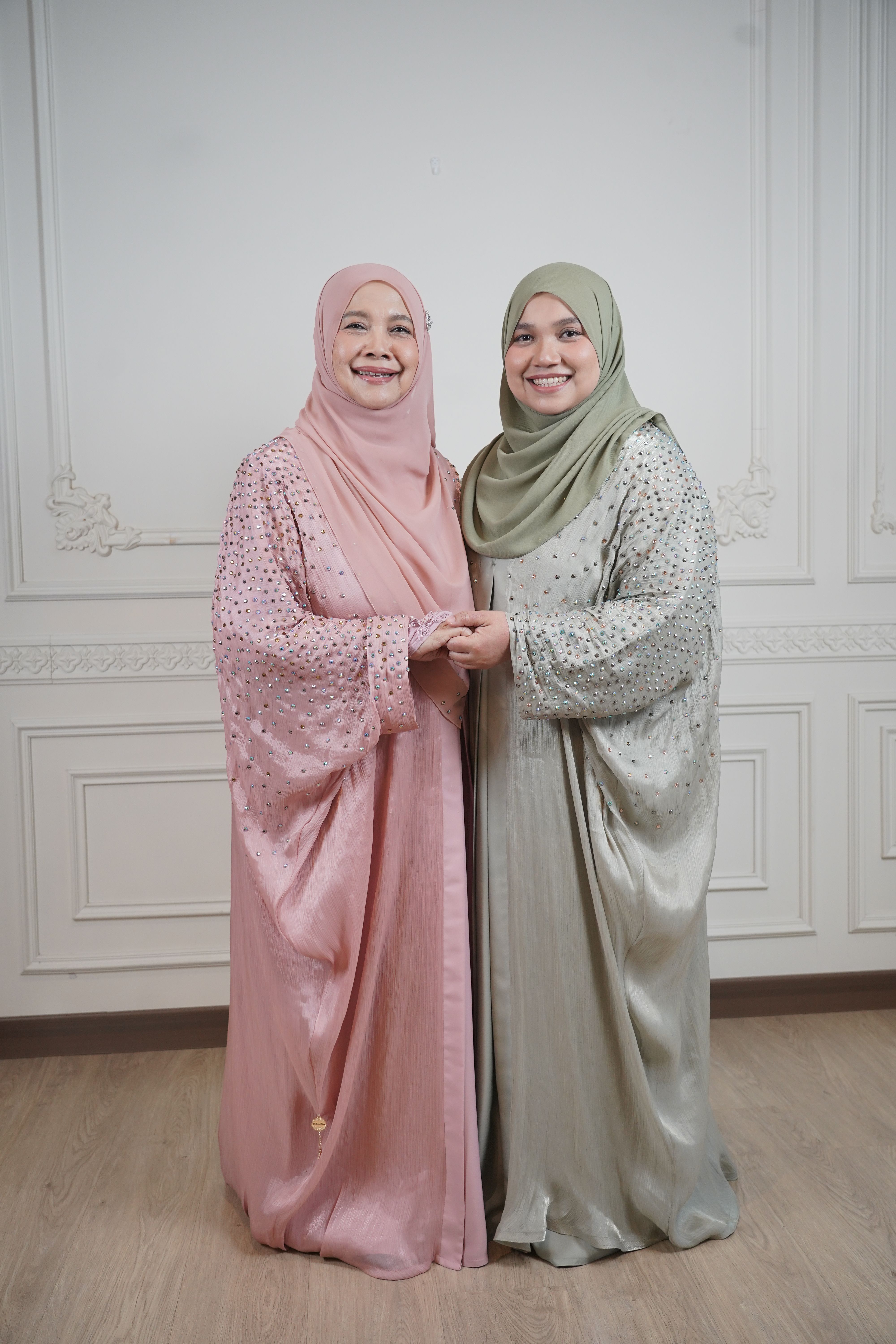 Podcast Bonda & Mama Tiyah | Datuk Prof Dr Muhaya Mohamad Official Website