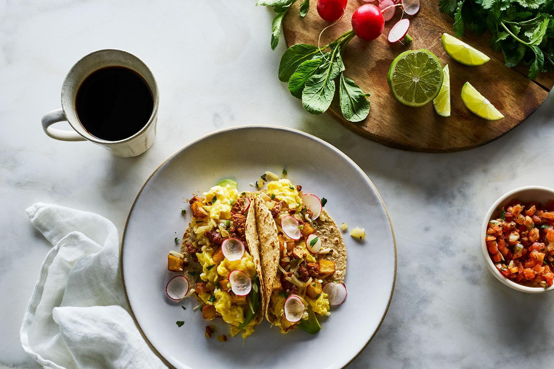 Easy Meals for Guests: A 5-Recipe Meal Plan for a Full House