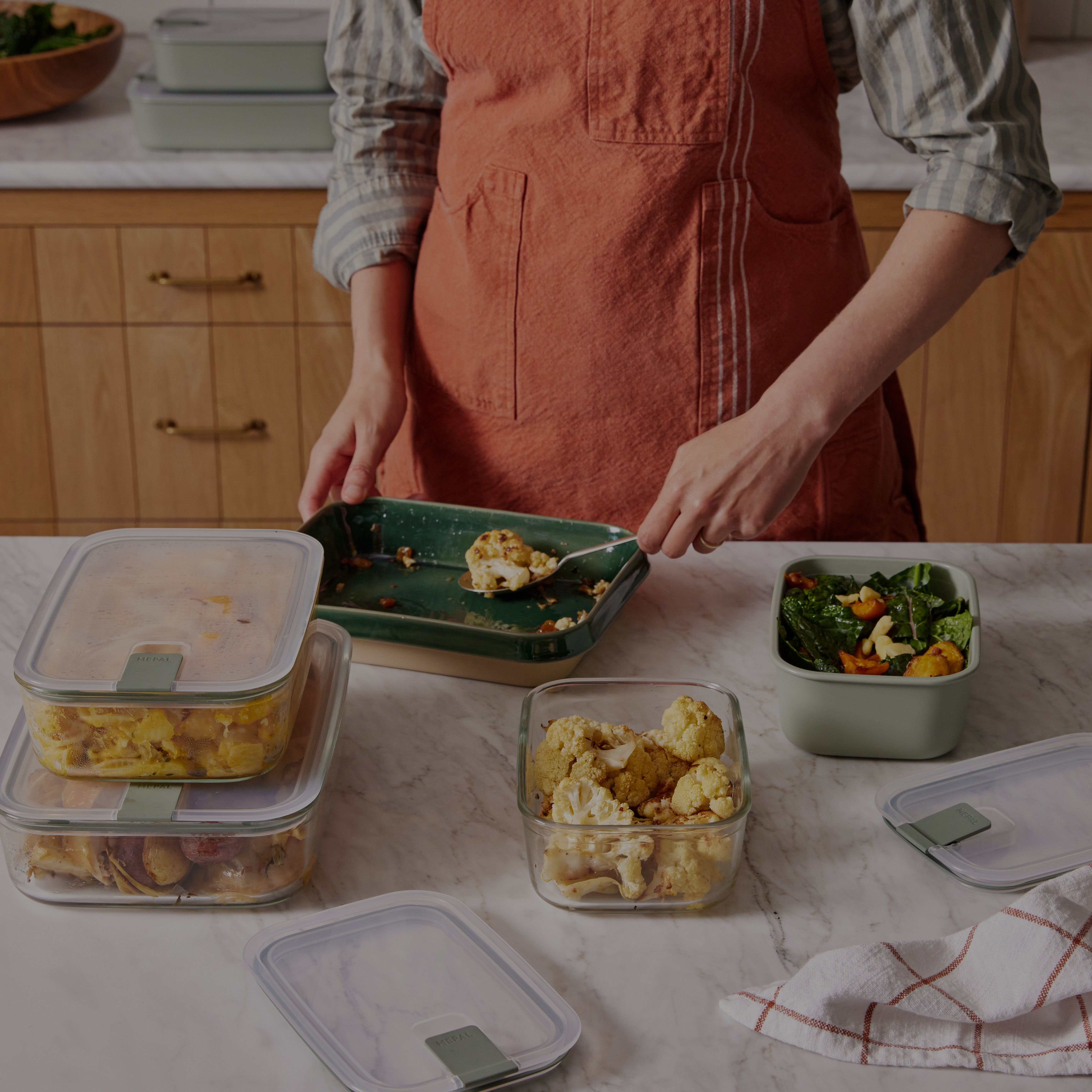 Hosting people for leftovers