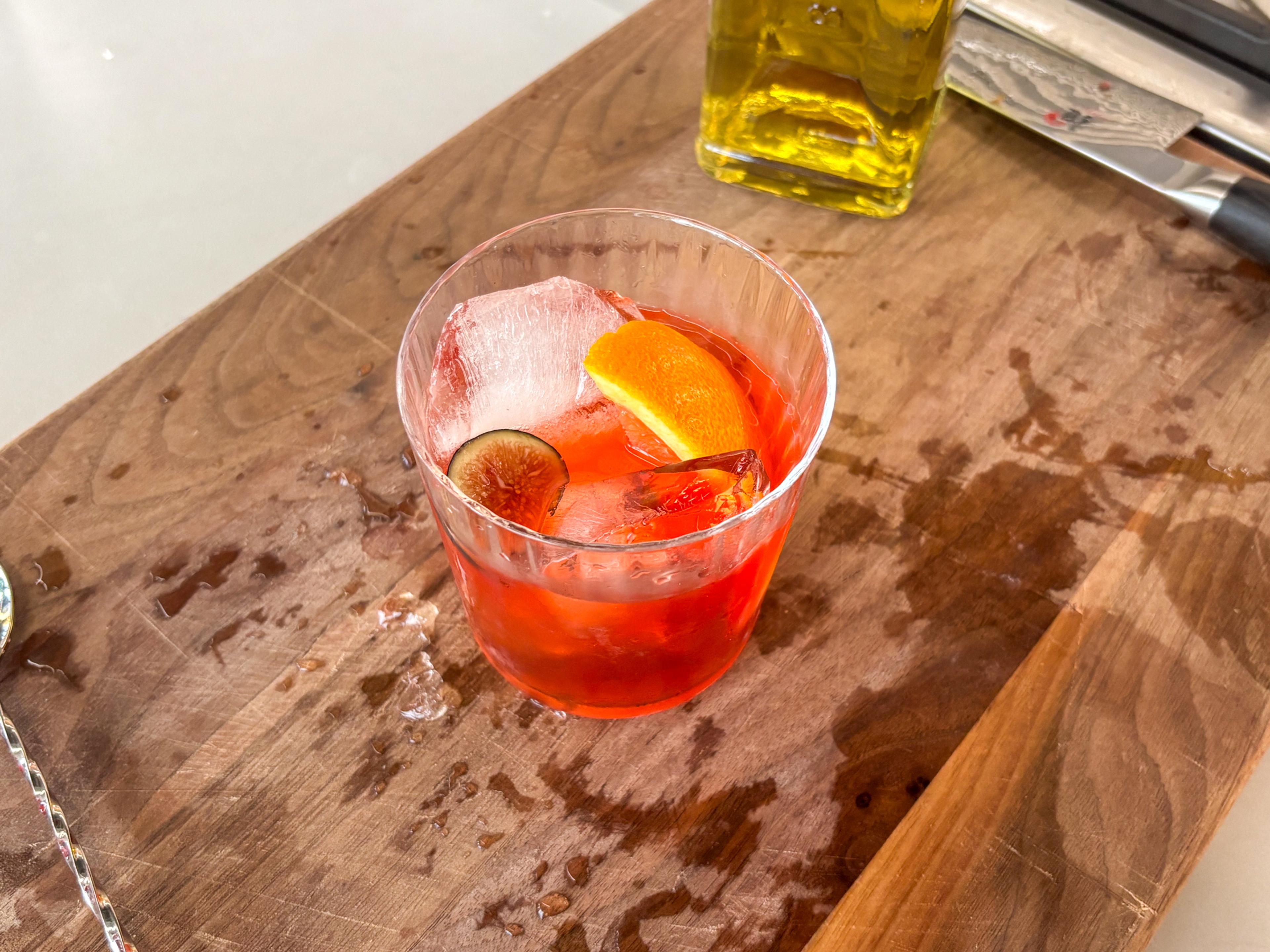 Best Fig Negroni Recipe - How to Make Fig-Infused Gin