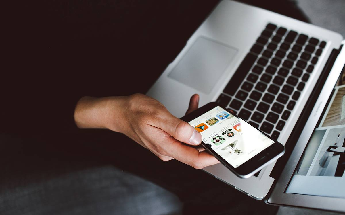 6 Digital Tools Every YouTube Creator Needs