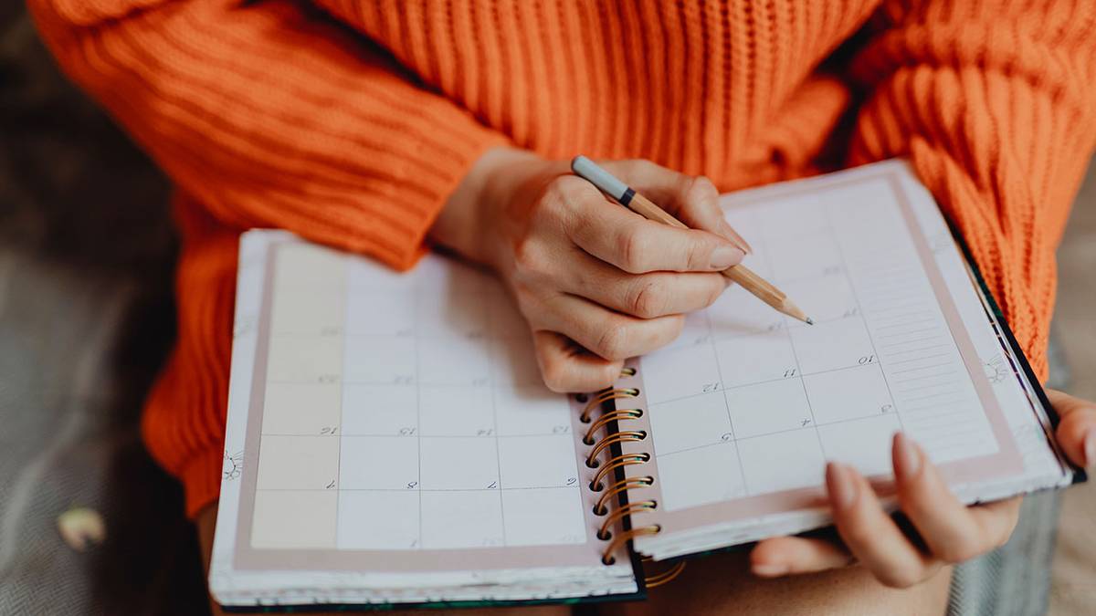 How to Craft a Foolproof YouTube Upload Schedule