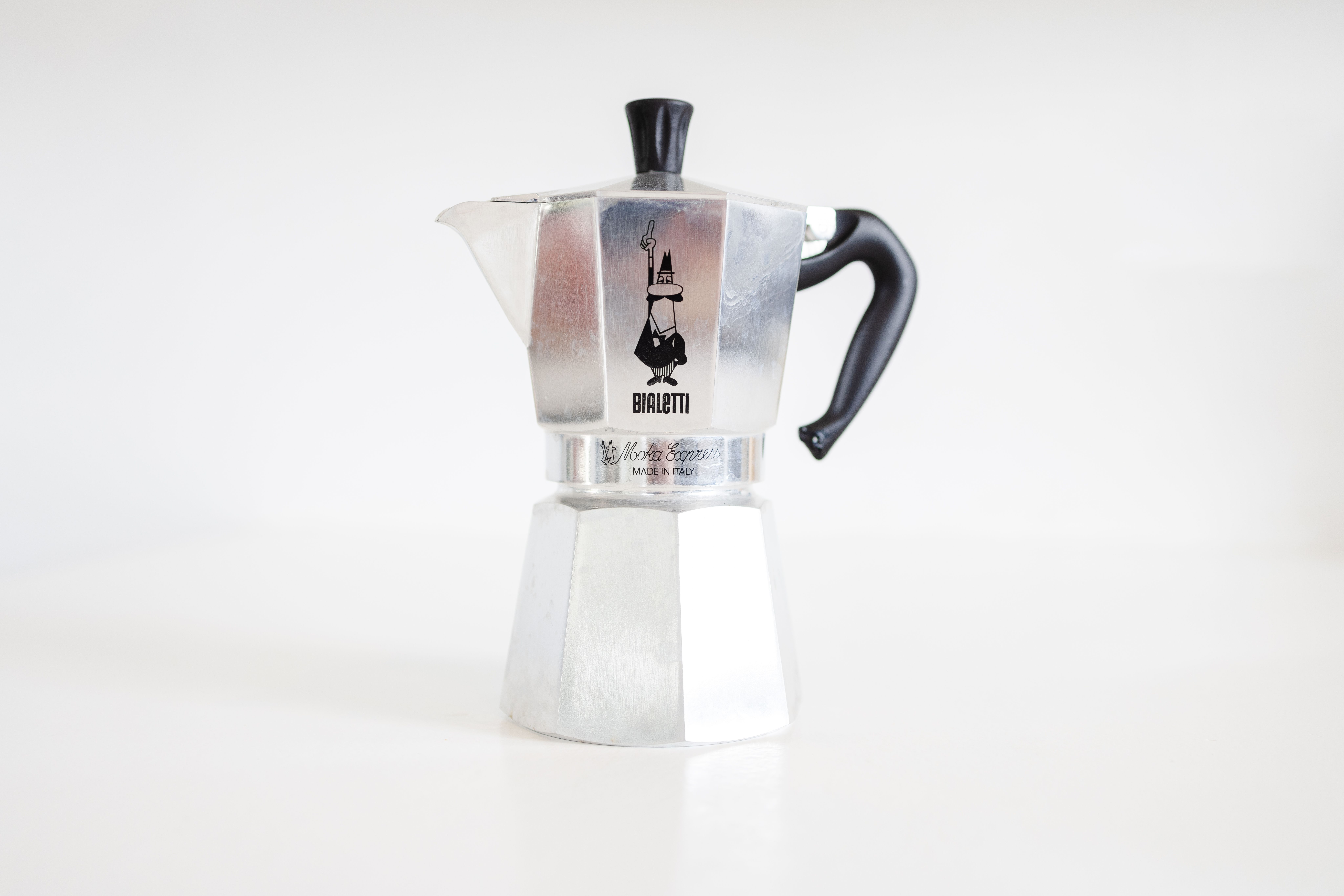 French Press vs. Moka Pot - A Tale of Two Brews