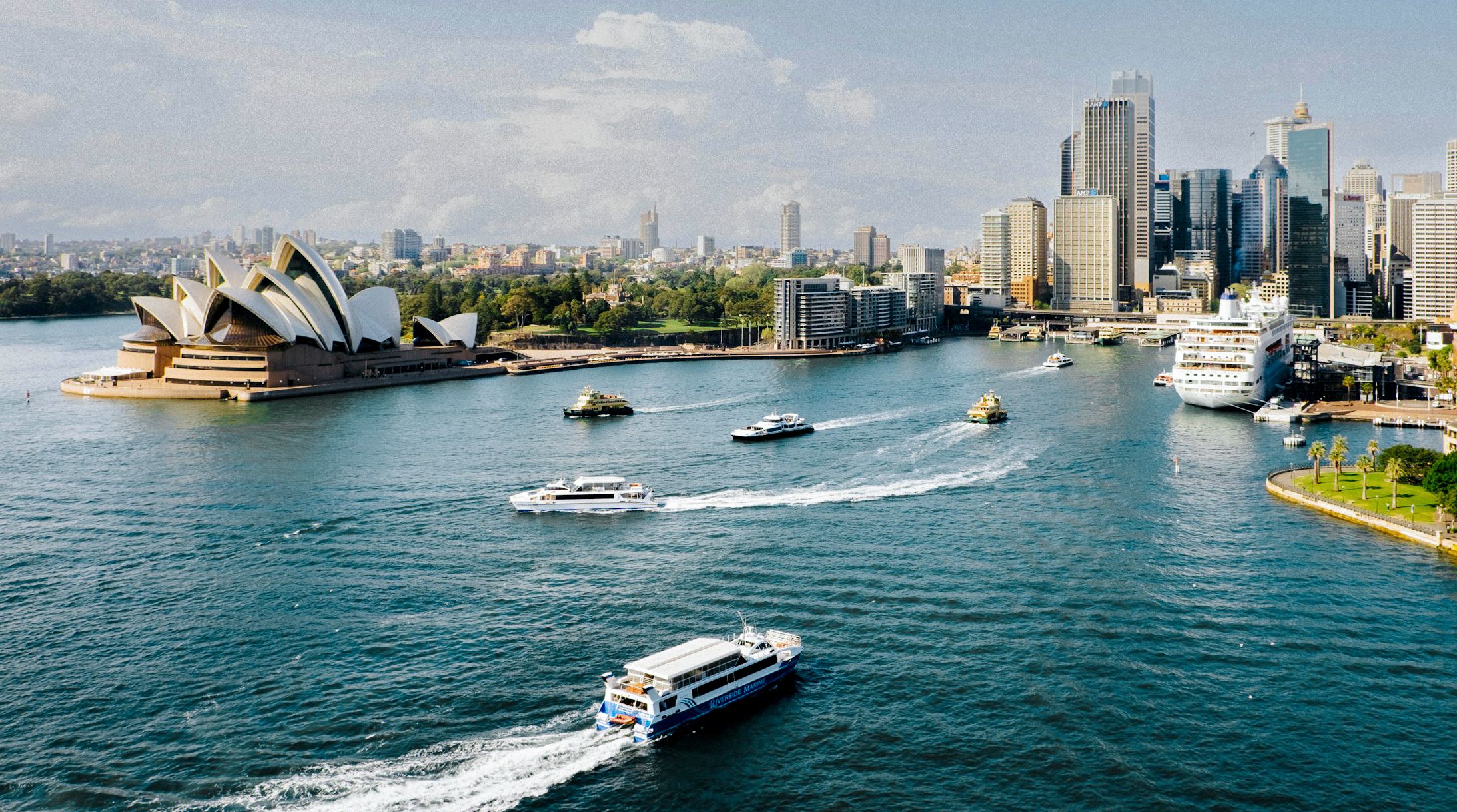 Best Time to Book Flights in 2026 (and How to Get the Best Deals)
