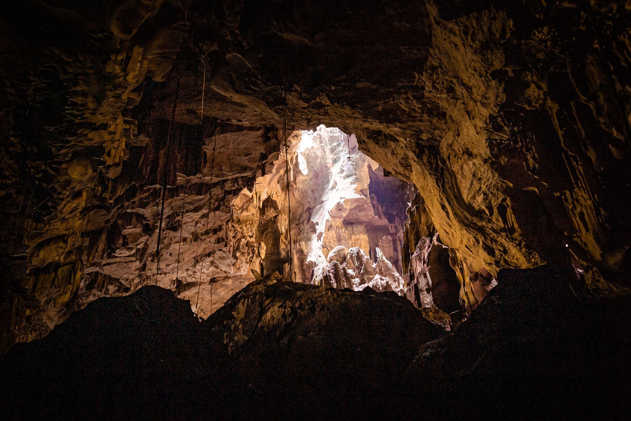 A Complete Guide to Batu Niah National Park Cave Exploration | Sarawak ...