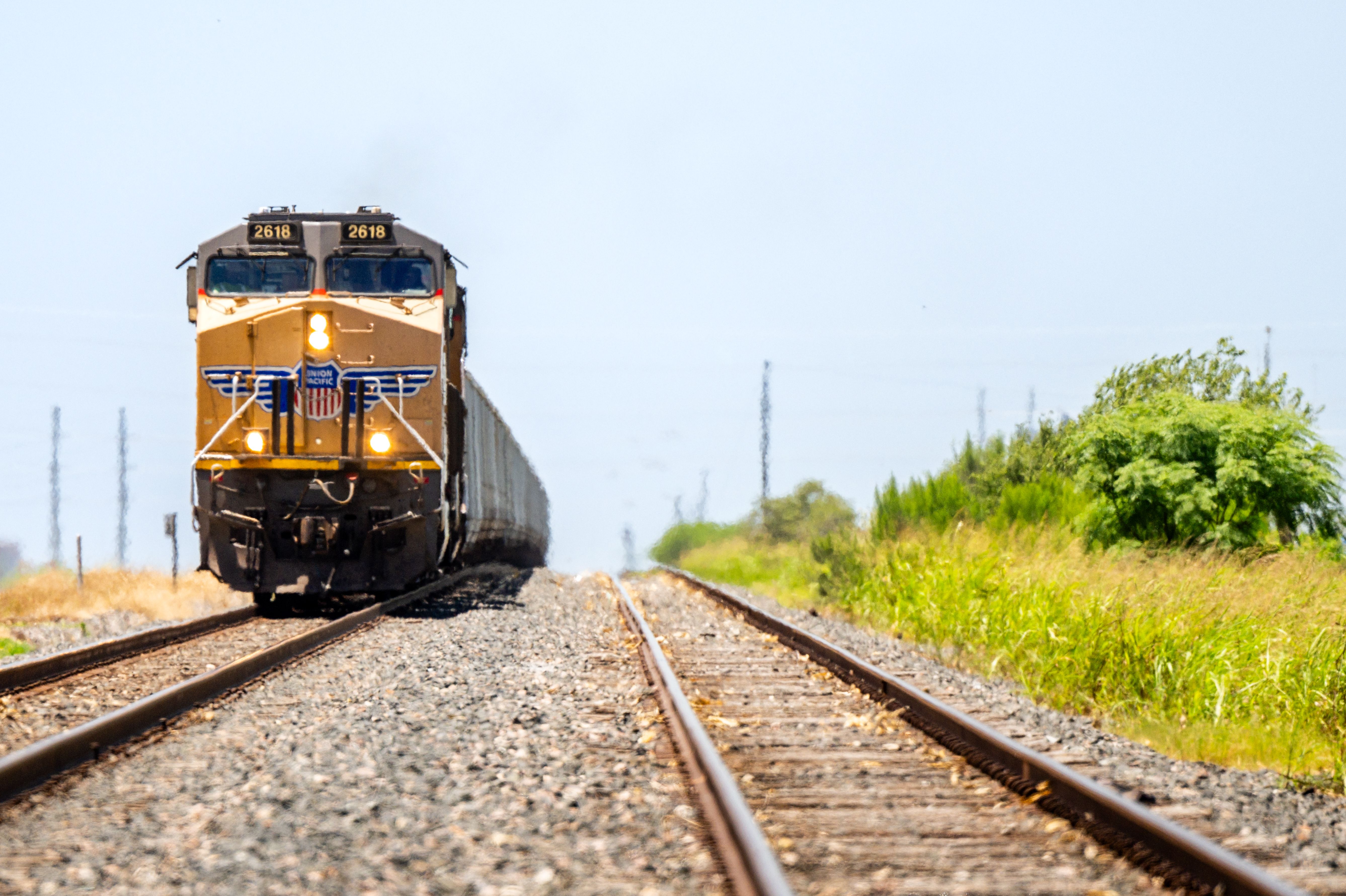 US Approves $553 Million for Angola Railway to Boost African