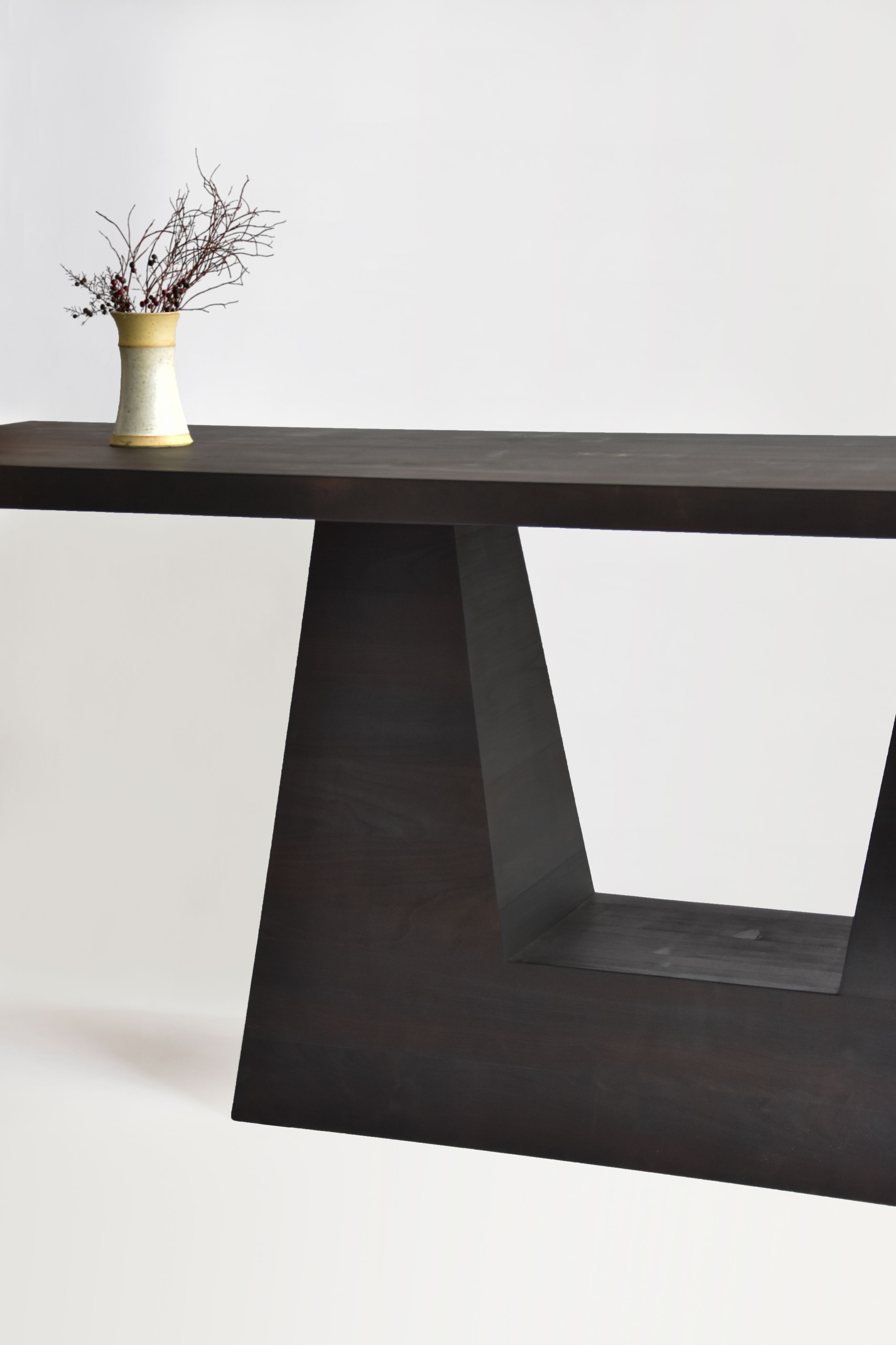 Oka Console by Eichkorn · LAK Gallery