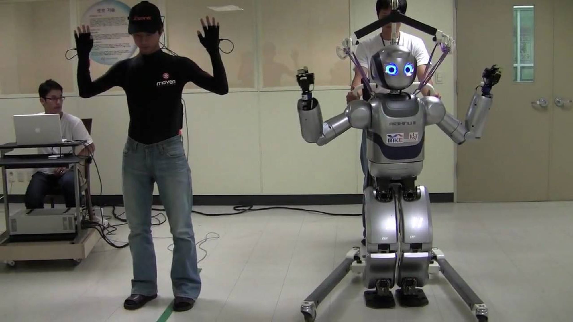 Mahru - ROBOTS: Your Guide to the World of Robotics