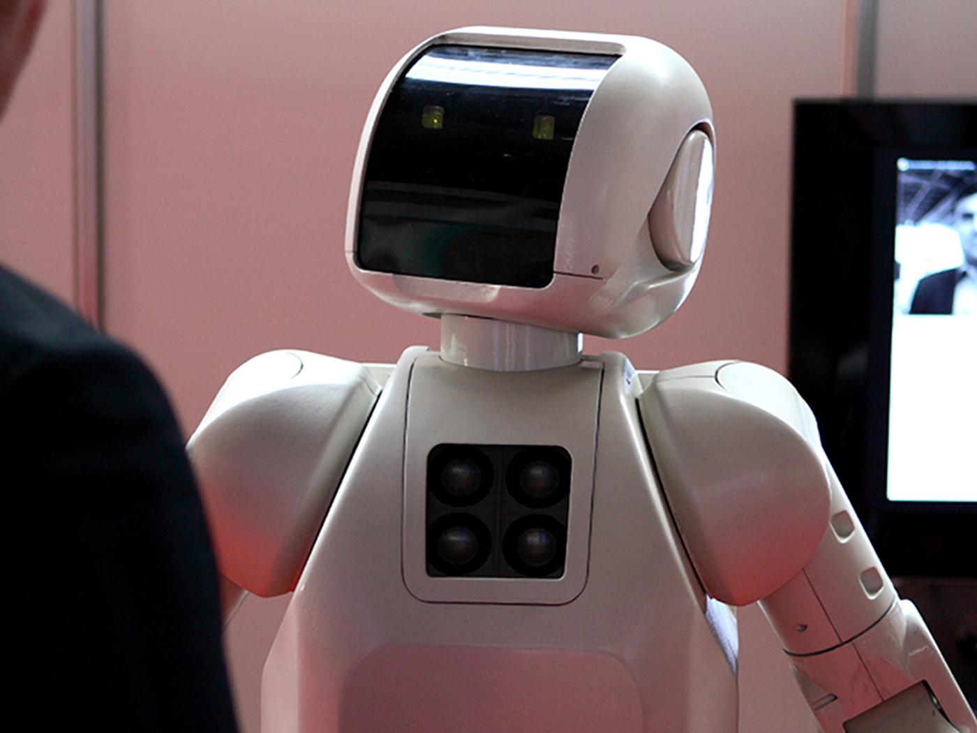 AR-600 - ROBOTS: Your Guide to the World of Robotics