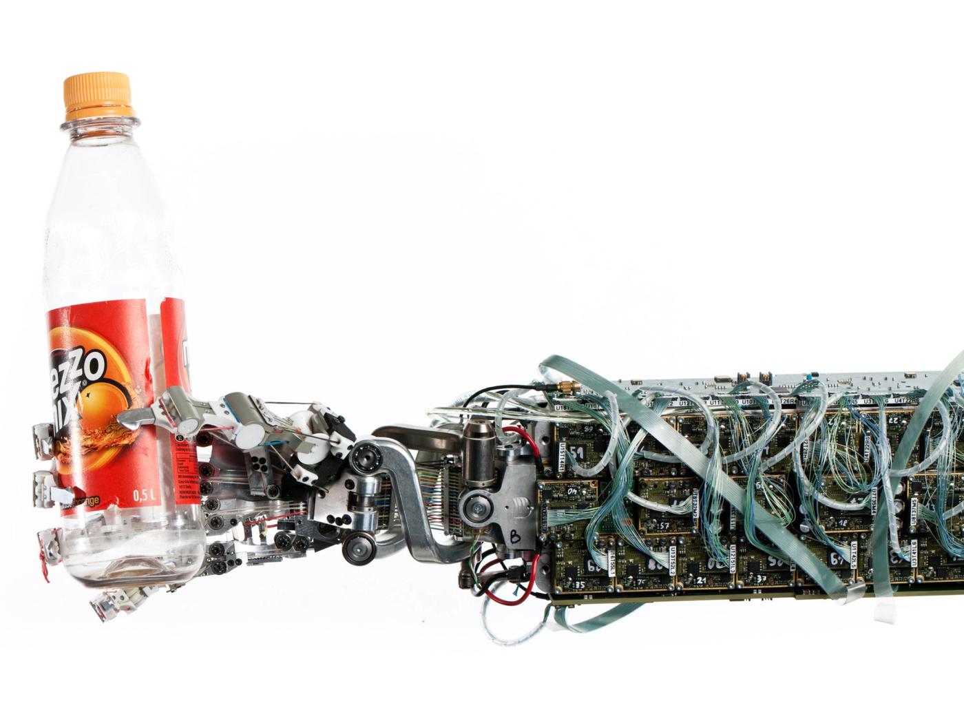 Hand Arm System - ROBOTS: Your Guide to the World of Robotics