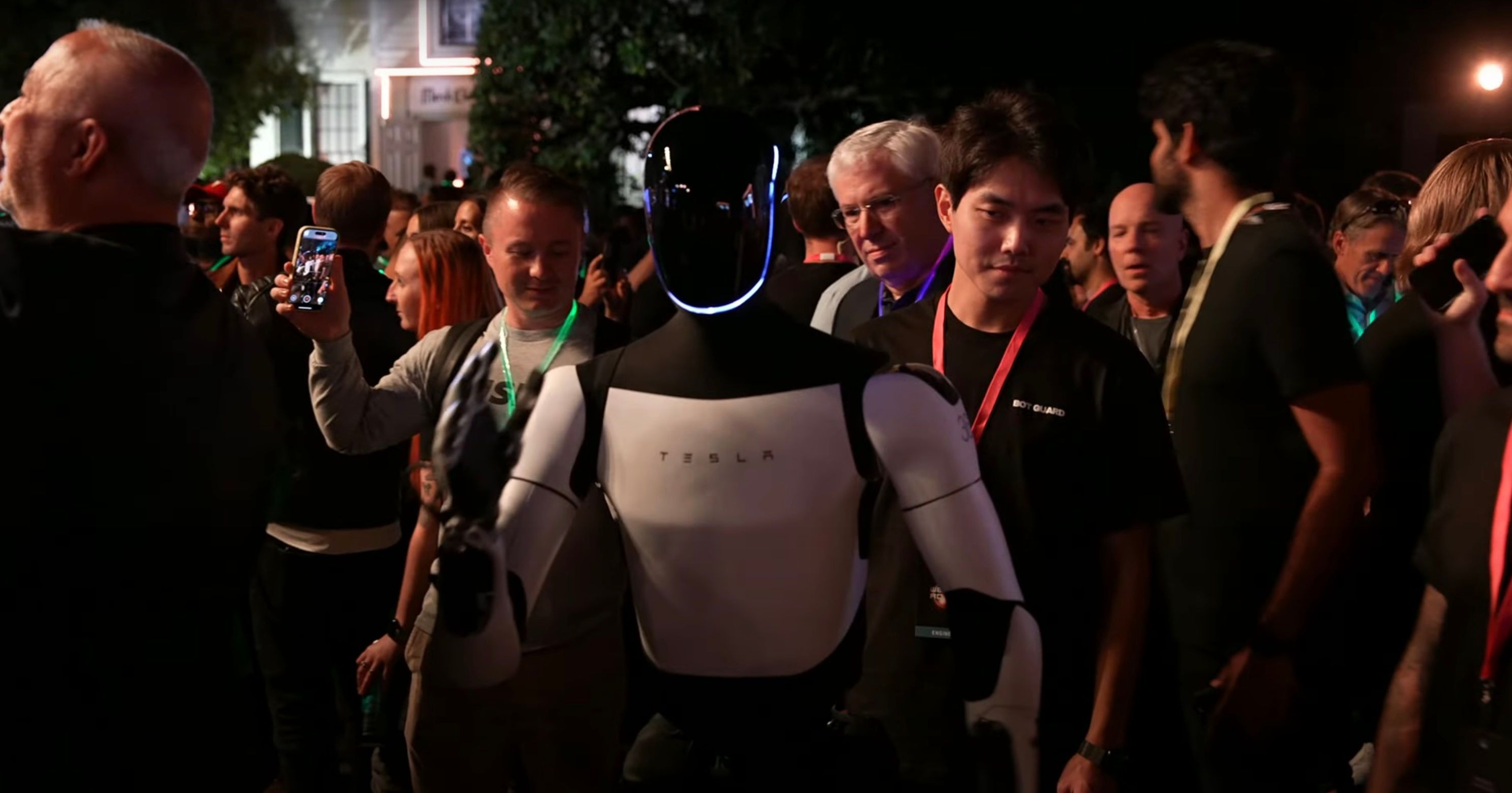 Optimus (Tesla Bot) - ROBOTS: Your Guide to the World of Robotics